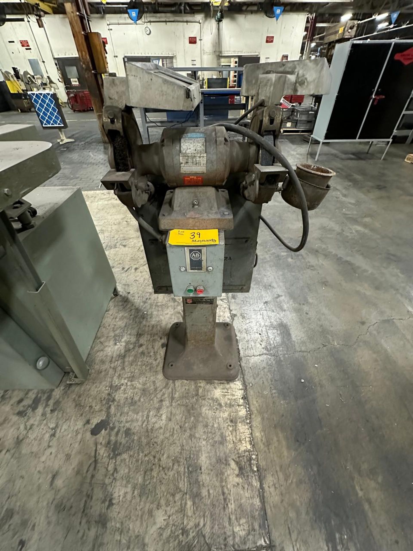 Rockwell Dual wheel Grinder/Buffer