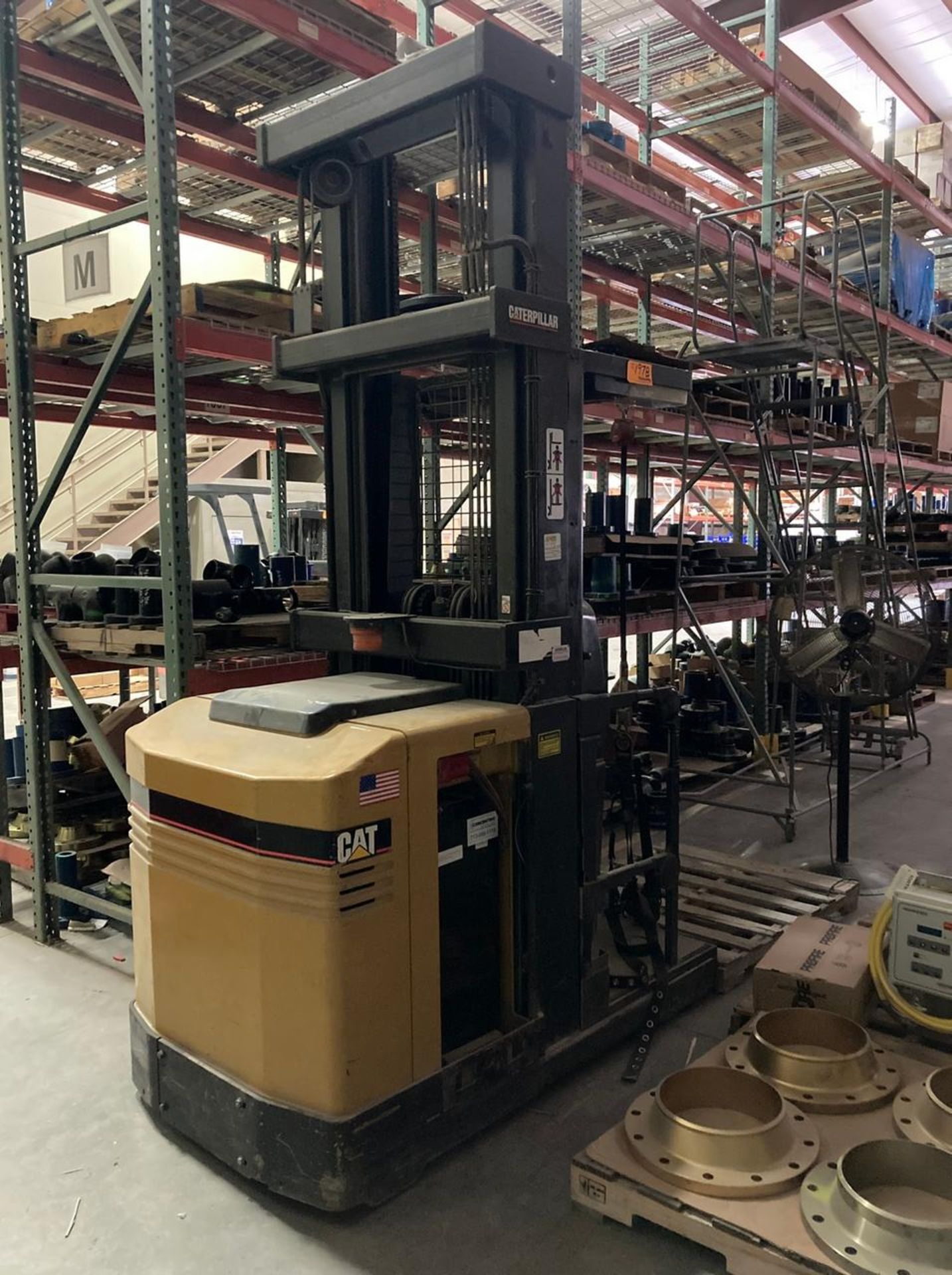 Caterpillar NOR30P 3,000-Lb Capacity Electric Forklift 273" Reach With ...
