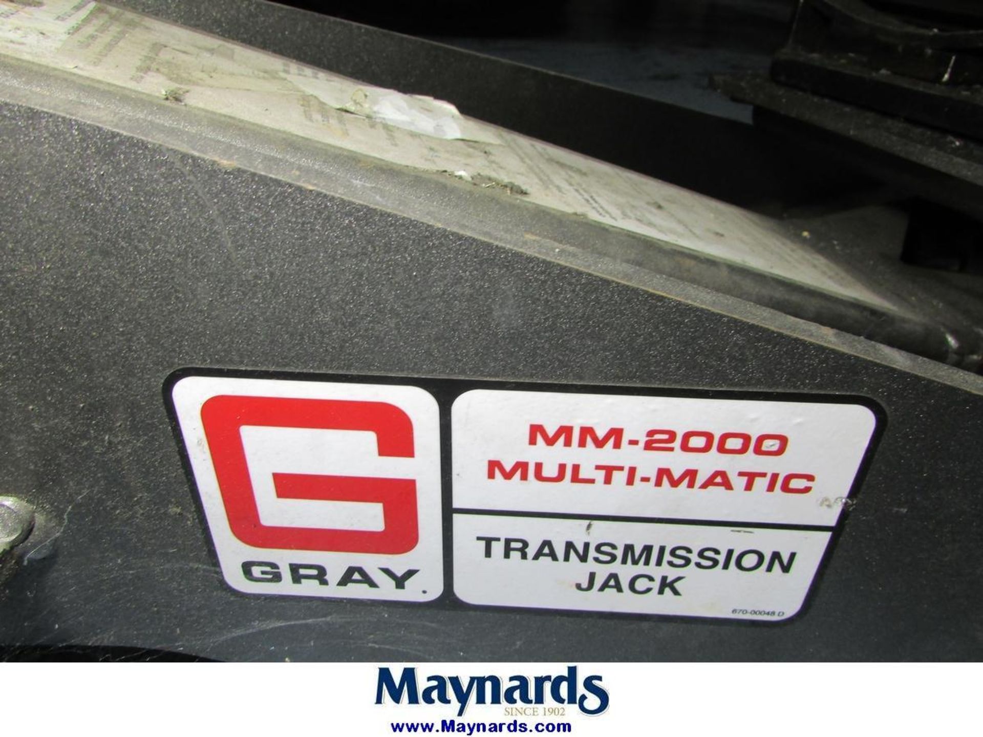 { Choice of lots: 243 } Gray MM-2000 2206 Lb. Multi-Matic Hydraulic ...