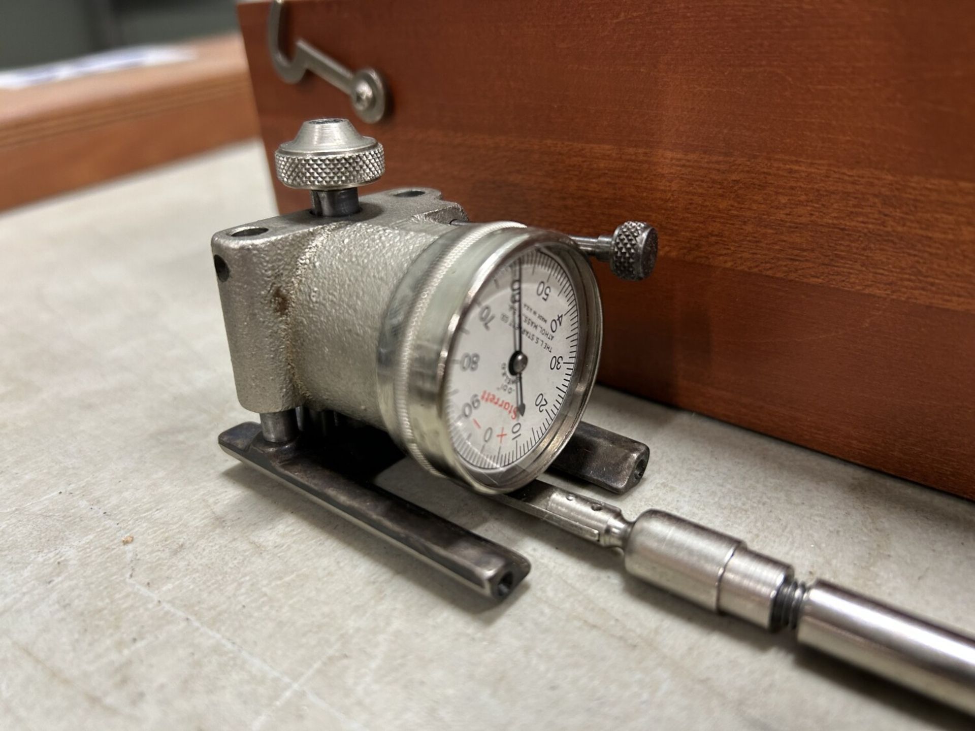 STARRETT MICROMETER CALIPER SET 2"-6" W/CYLINDER GAUGE #452E