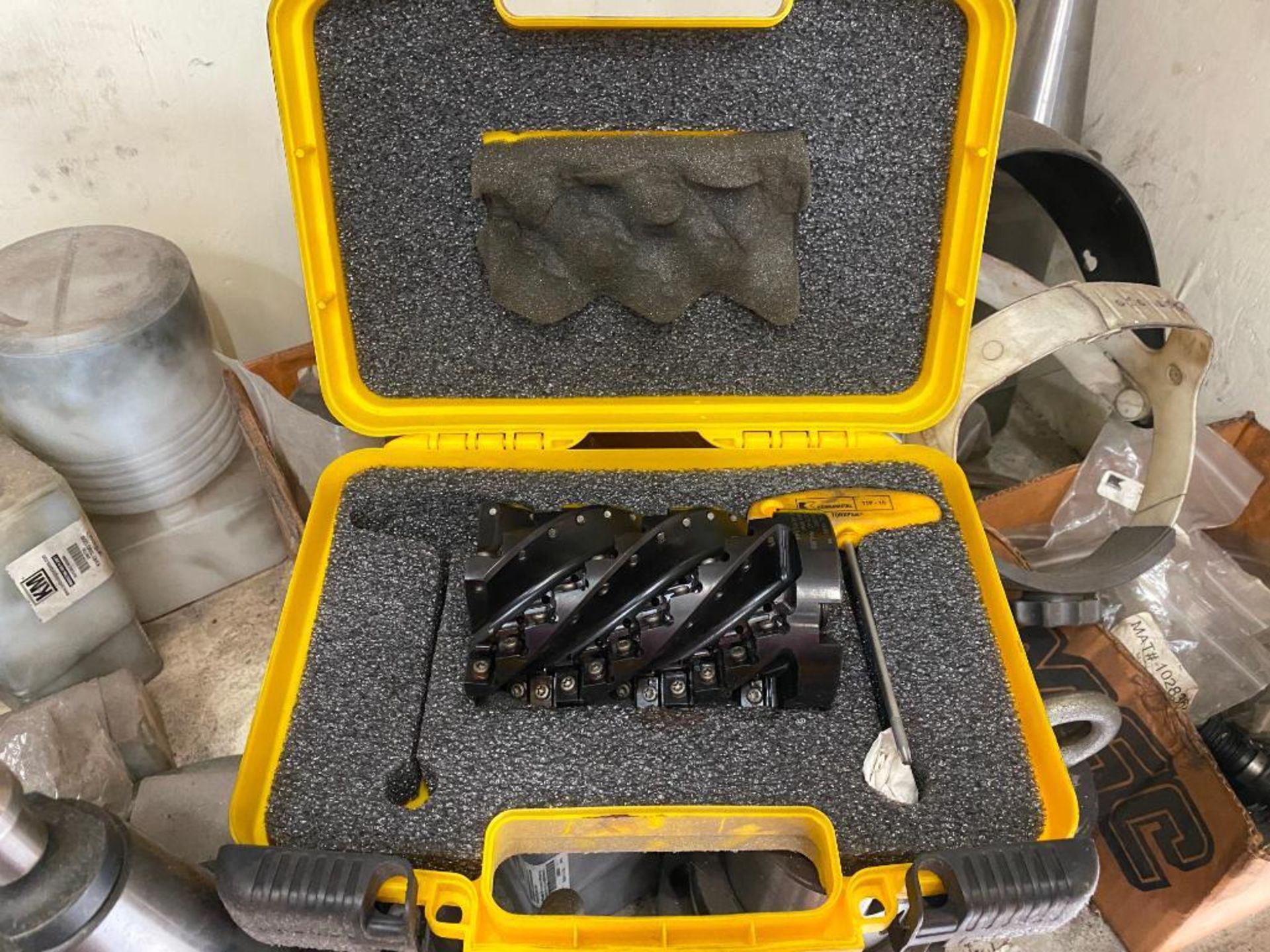 Cabinet & Content; Tool Holders, Kennametal Stellram, Inserts, Assorted ...