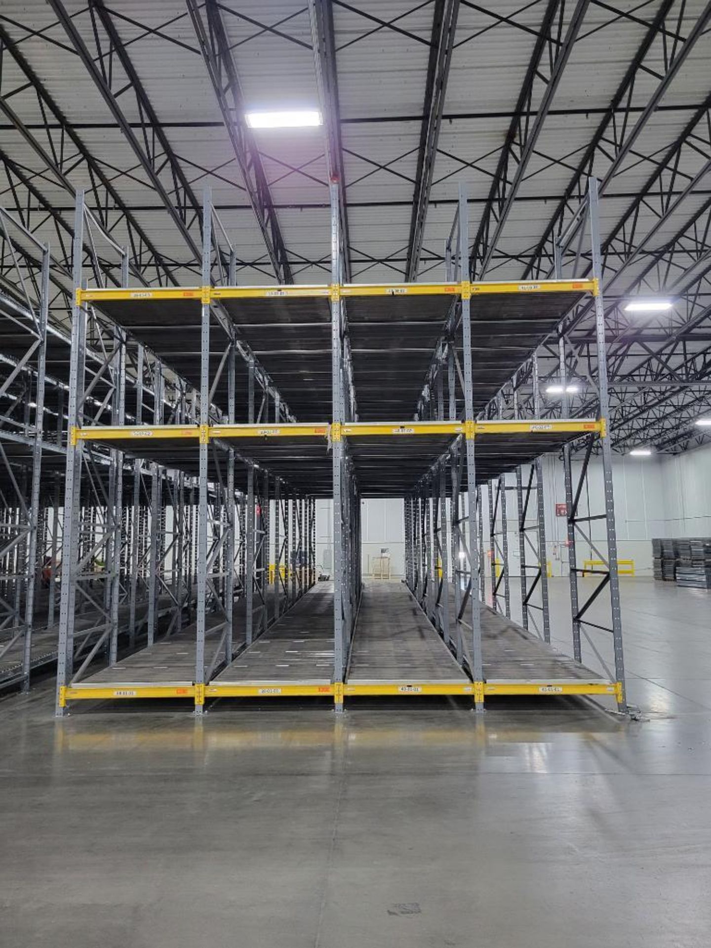 (144x) Steel King Smaller Pushback Rack System w/ Capacity to Store ...