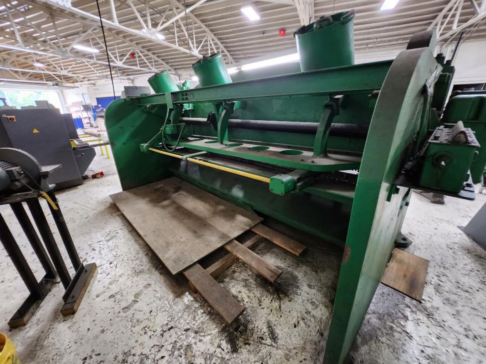 Cincinnati 3/8" x 12' Shear, 230V/460V, Three Phase, Model 2512, S/N 17657