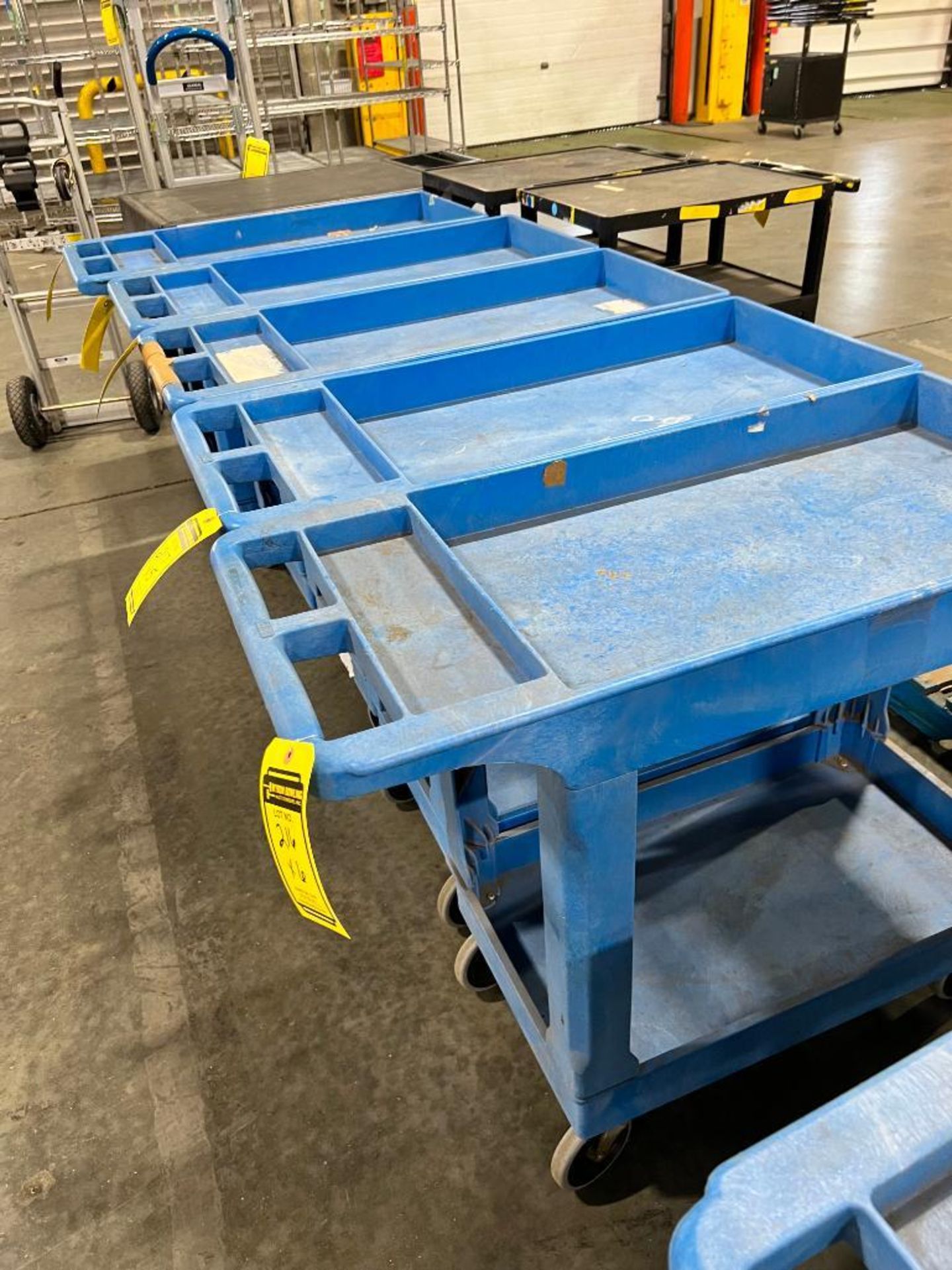 { Group of lots: 216, 217 (P) } (5x) Uline Utility Carts ($20 Loading ...