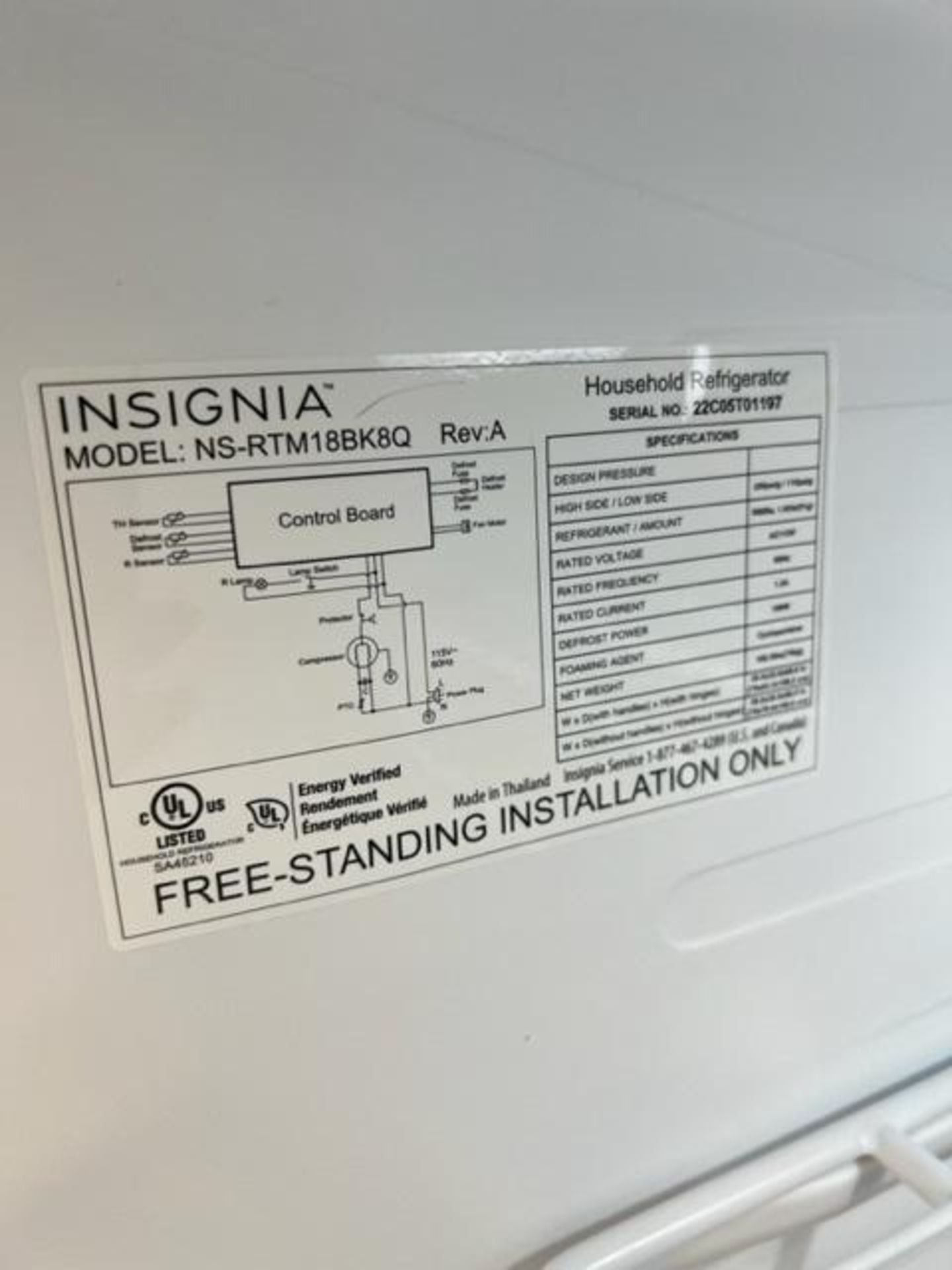 Insignia Refrigerator, Model NS-RTM18BKHQ