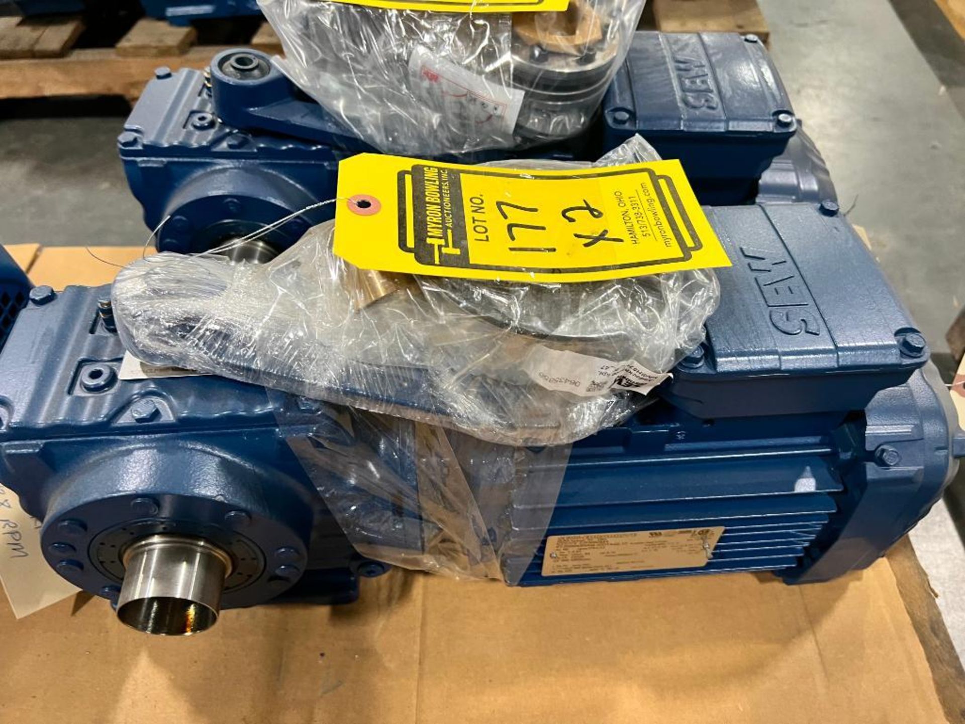 { Group of lots: 175, 176, 177 (P) } (2x) (New) Sew-Eurodrive Motors w ...