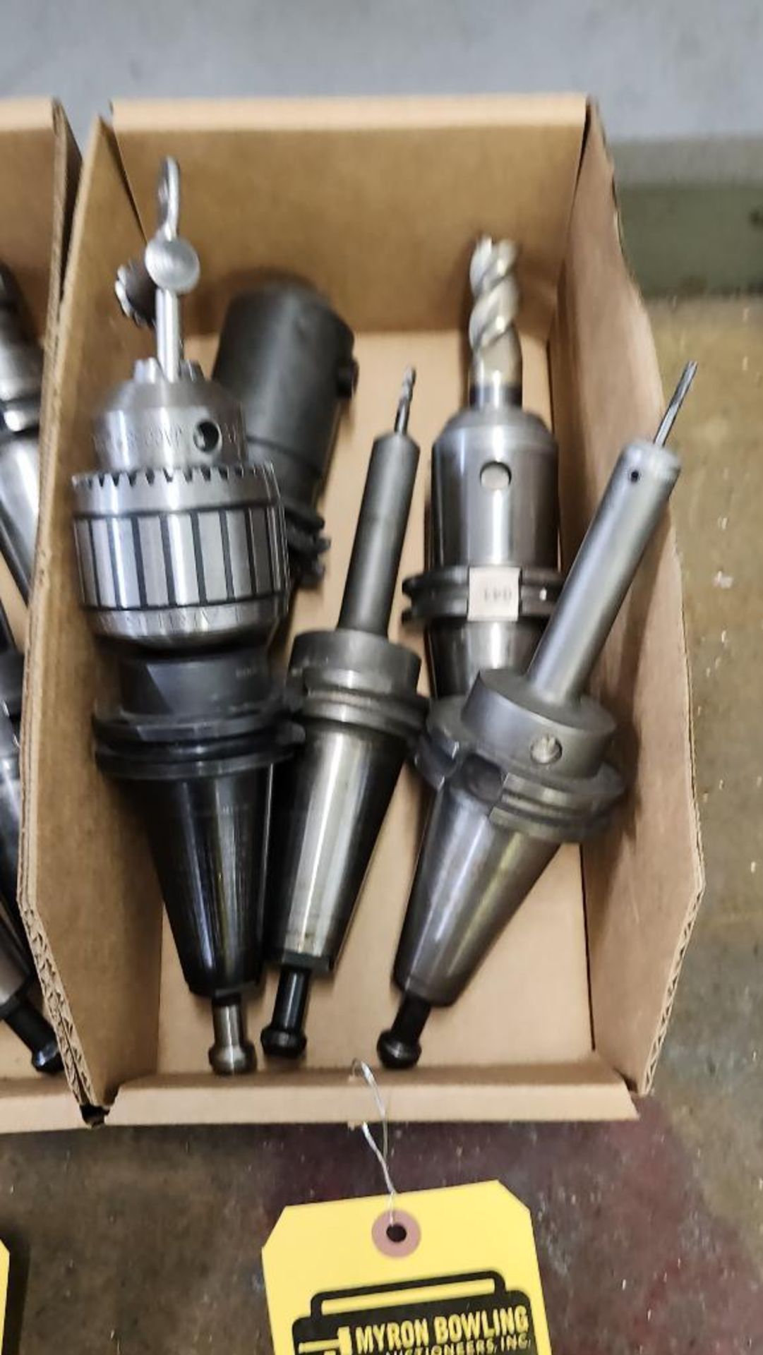 { Choice of lots: 120, 121, 122, 123, 124 } (5x) Cat-40 Taper Tool ...