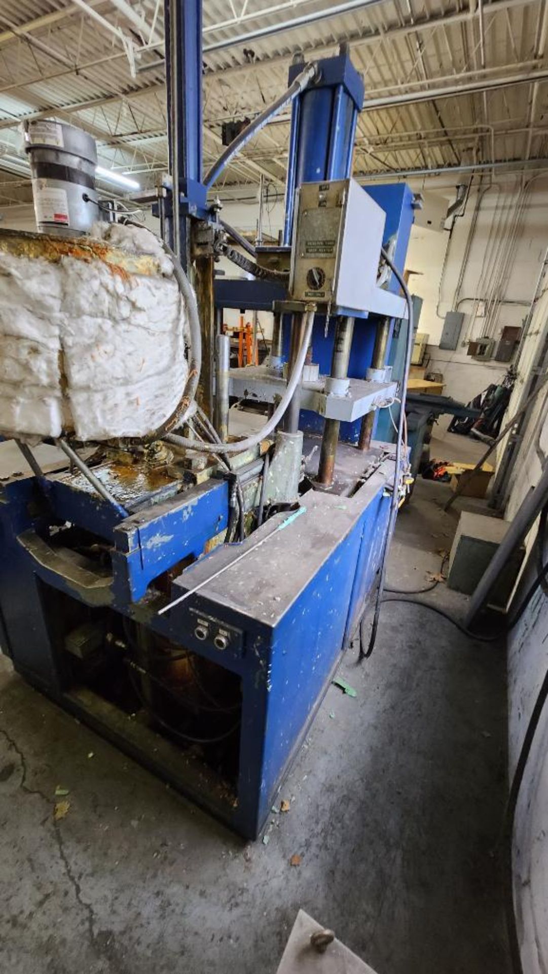 Tempcraft 35-Ton Vari-Flex Wax Injector Machine, S/N 1205, 30-1/4" X 29 ...