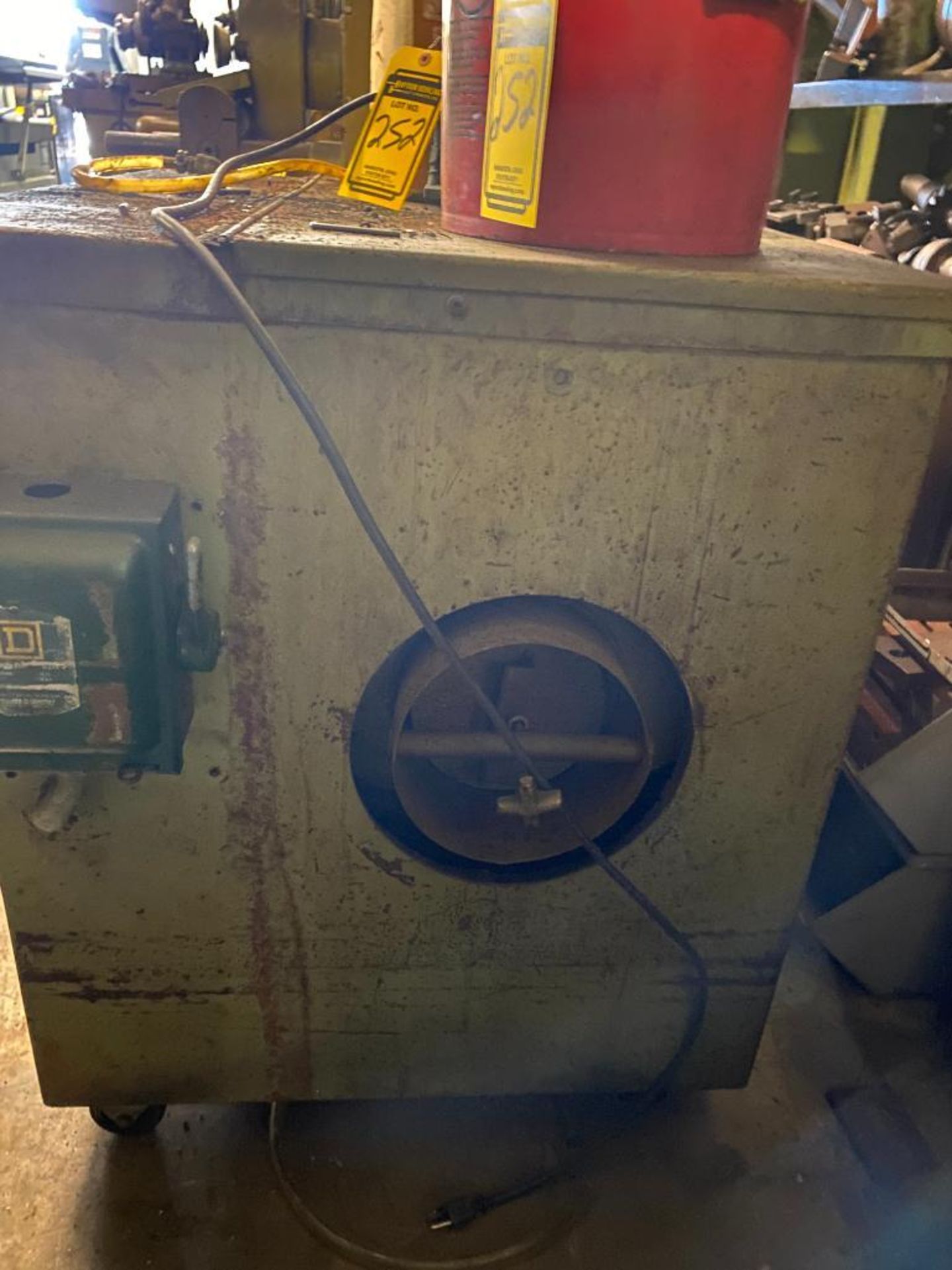 UltraMatic Finisher, Model PORTABURR3, S/N 6628, 3/4 HP, w/ Ceramic Media