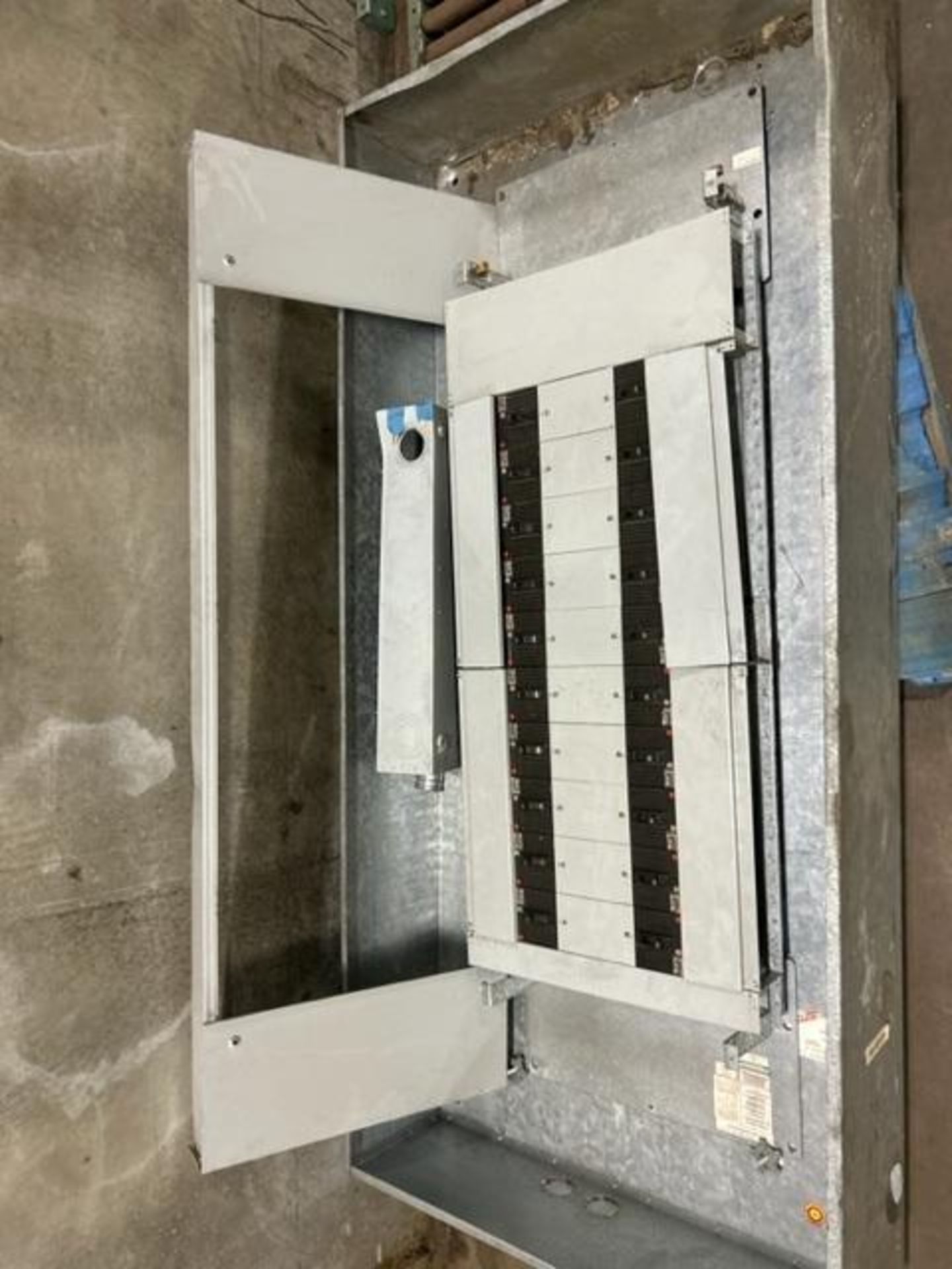 (70+/-) General Electric & Square D Heavy Duty Safety Switches, 480V ...