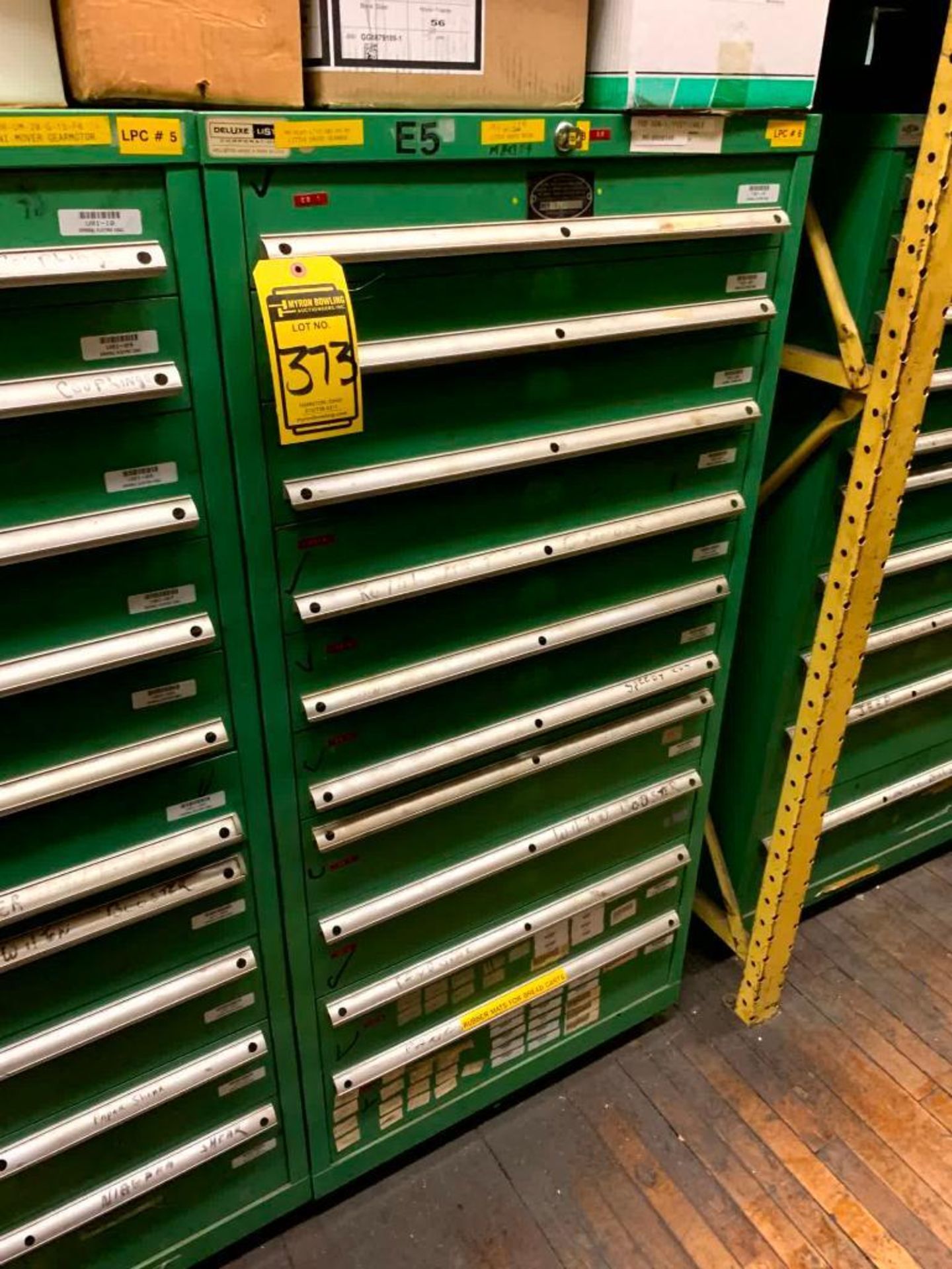 Lista 10-Drawer Cabinet: Torque Wrench, Procon Pump, Casters, Cylinders ...
