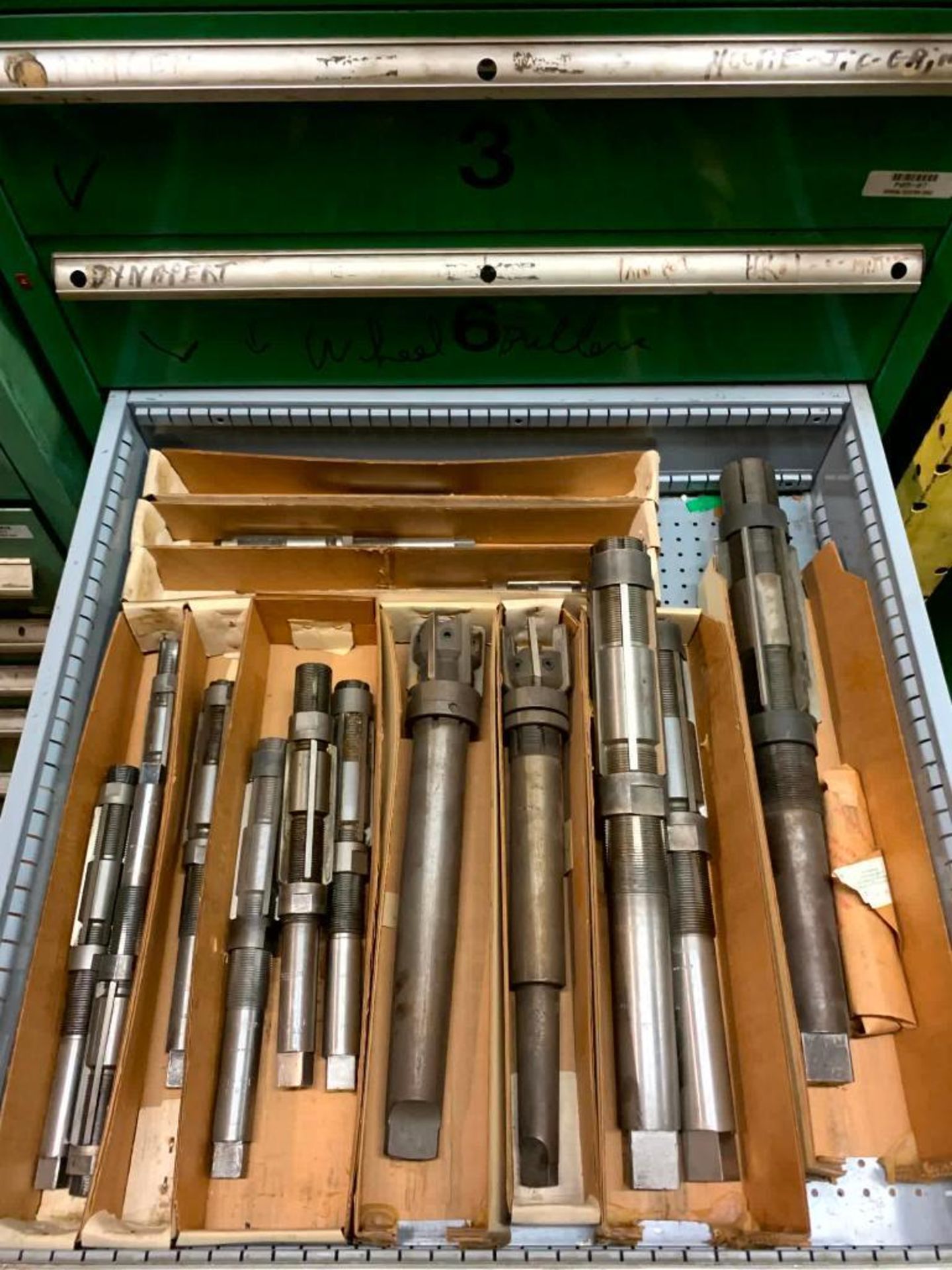 Lista 9-Drawer Cabinet: Sinking Reamers, Expansion Reamers, Assorted ...