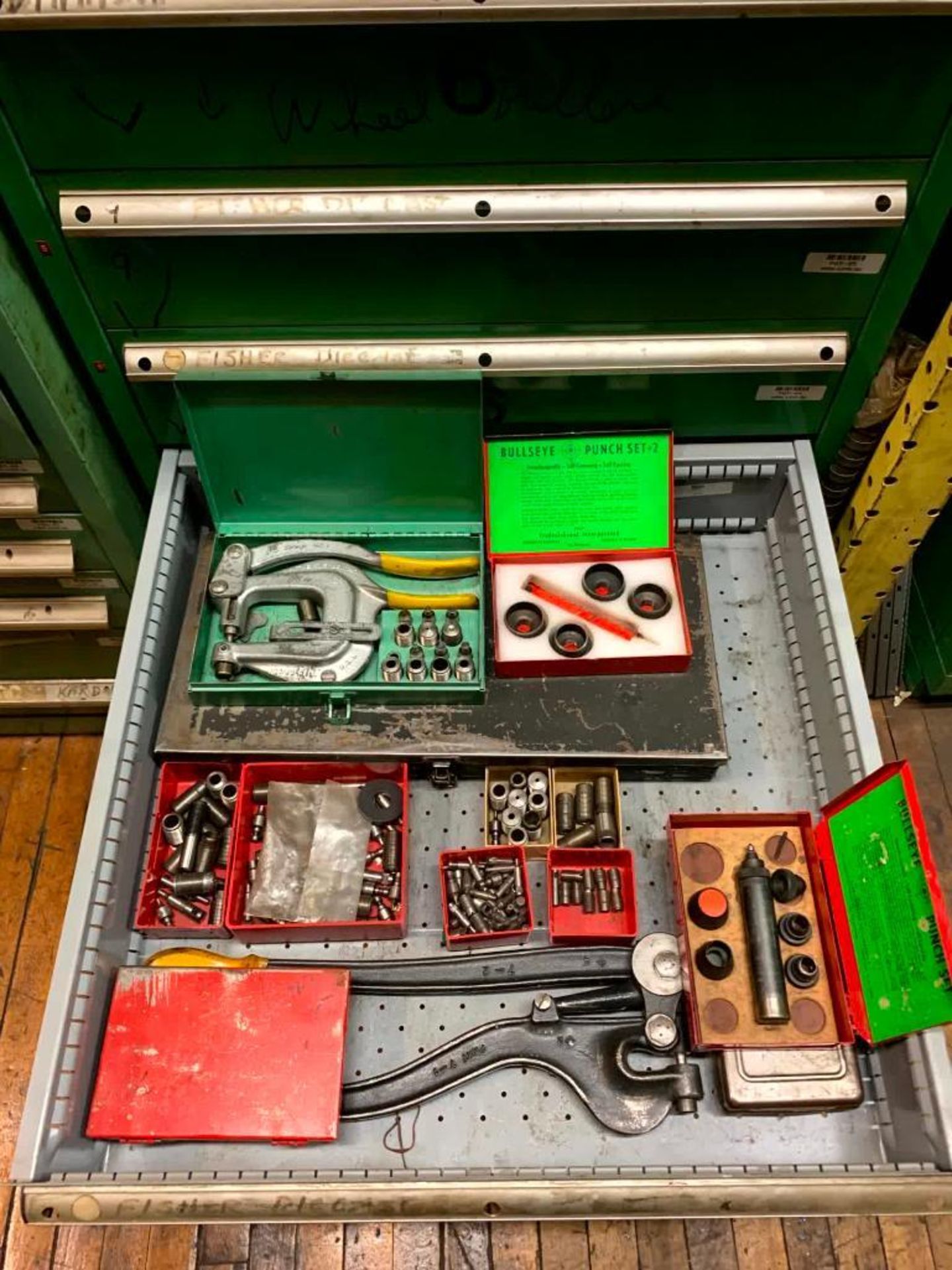 Lista 9-Drawer Cabinet: Sinking Reamers, Expansion Reamers, Assorted ...