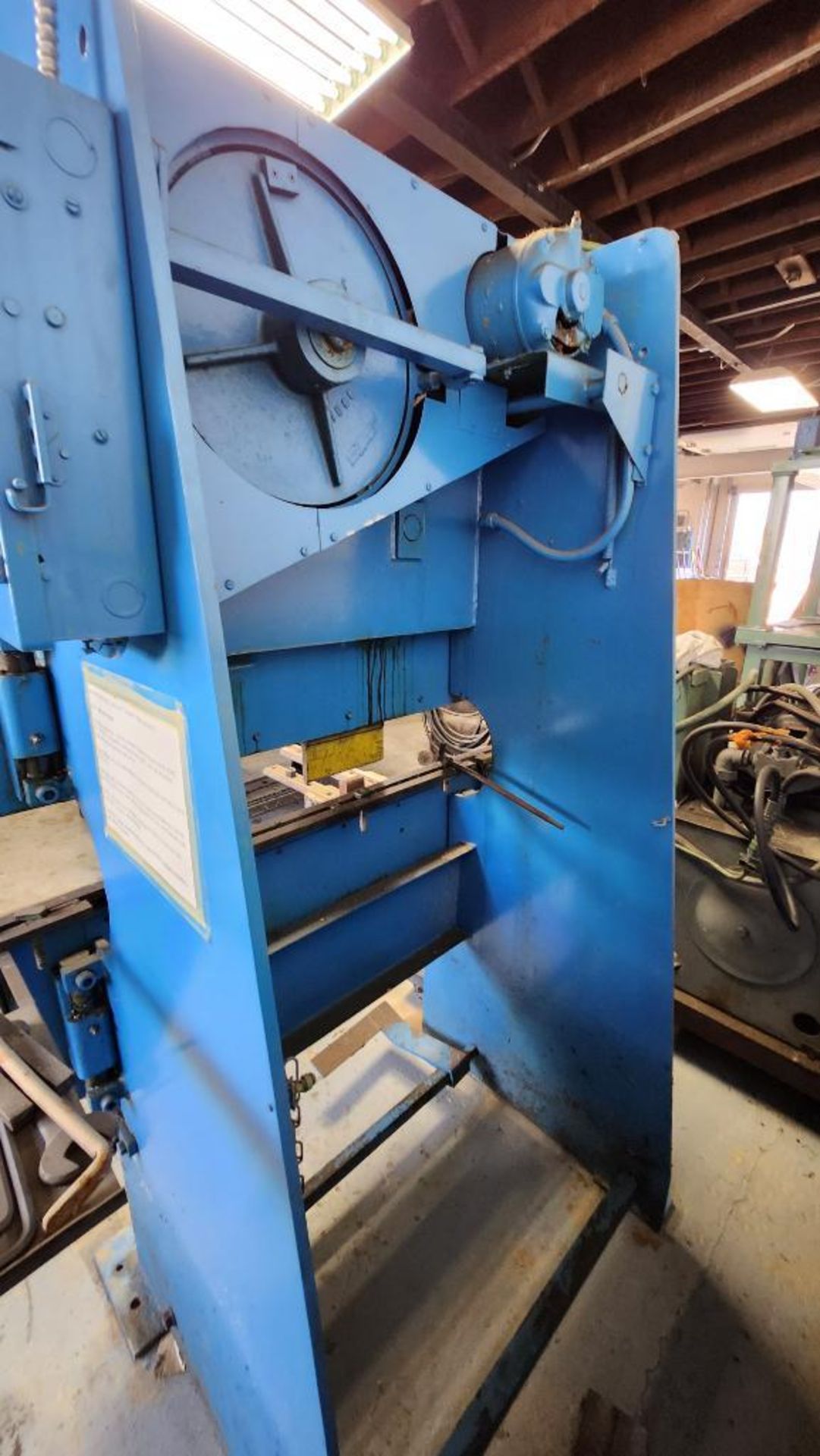 48" Press Brake, 230 V, 3-Phase, 1/2 HP Video Link: 48" Press Brake