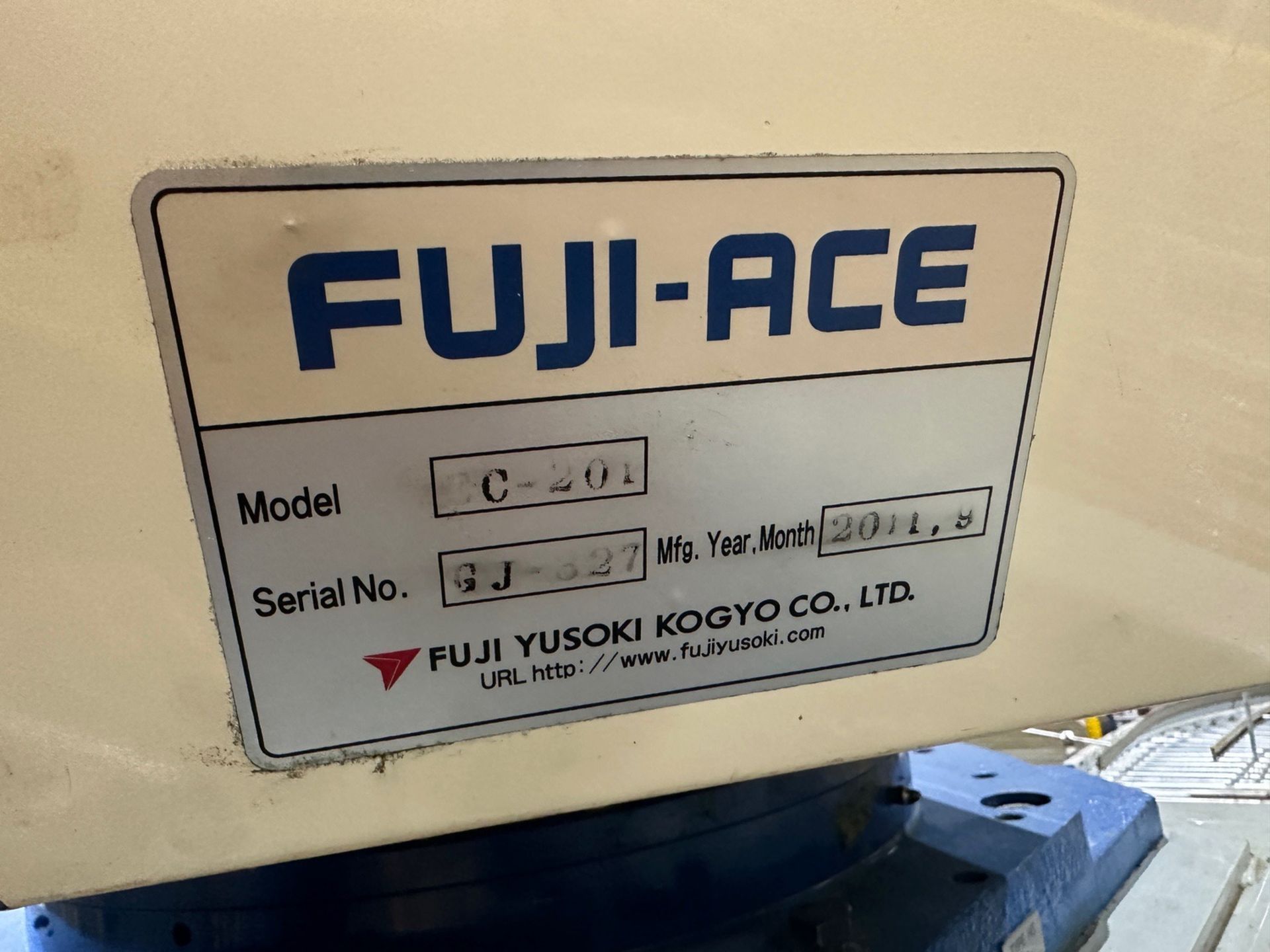 Fuji Ace EC-201HS Robotic Palletizer with Power Supplies and Pendants ...