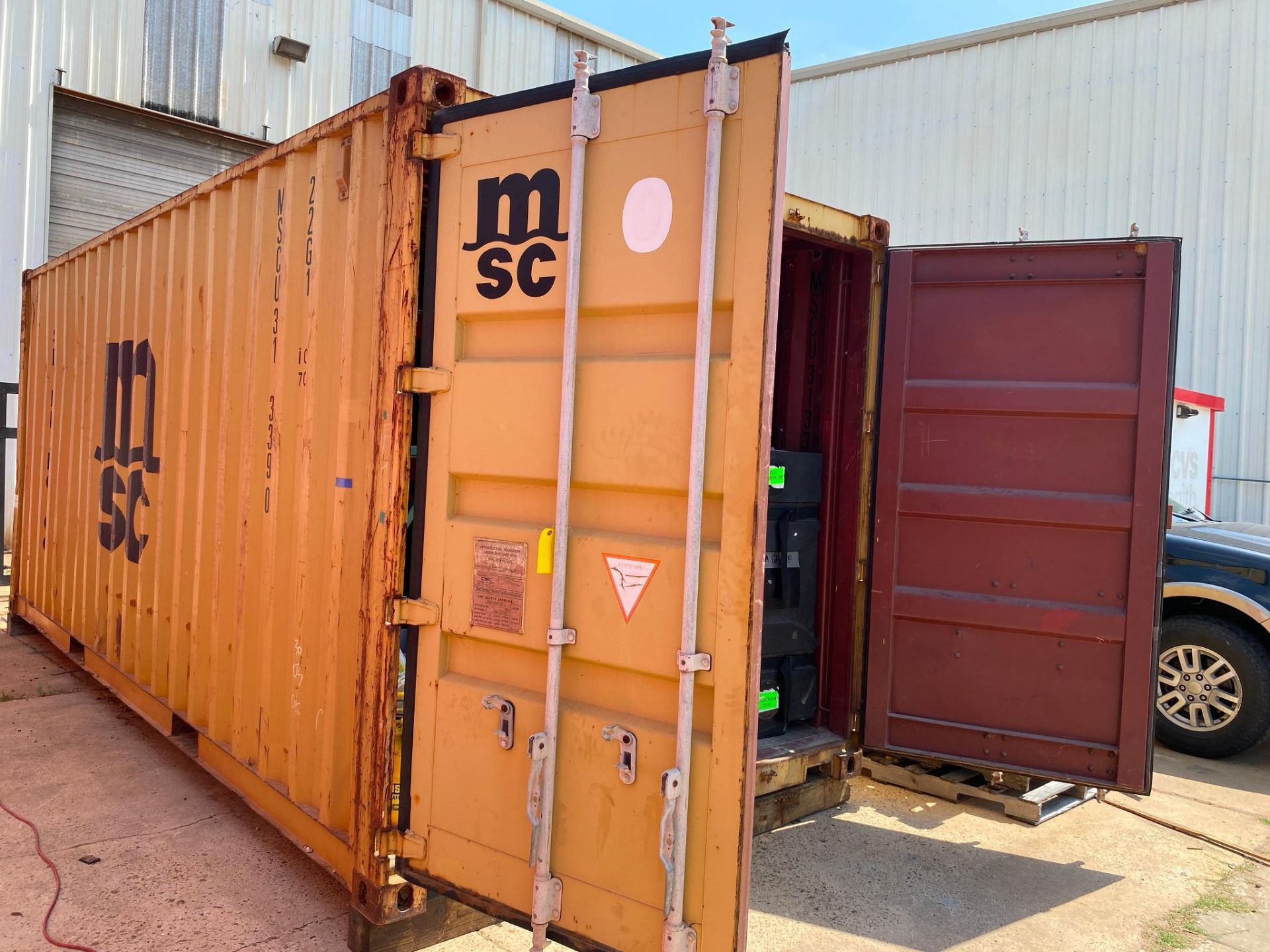 SHIPPING CONTAINER, CONEX, 8' x 20', w/ pallet rack (Note: delayed ...