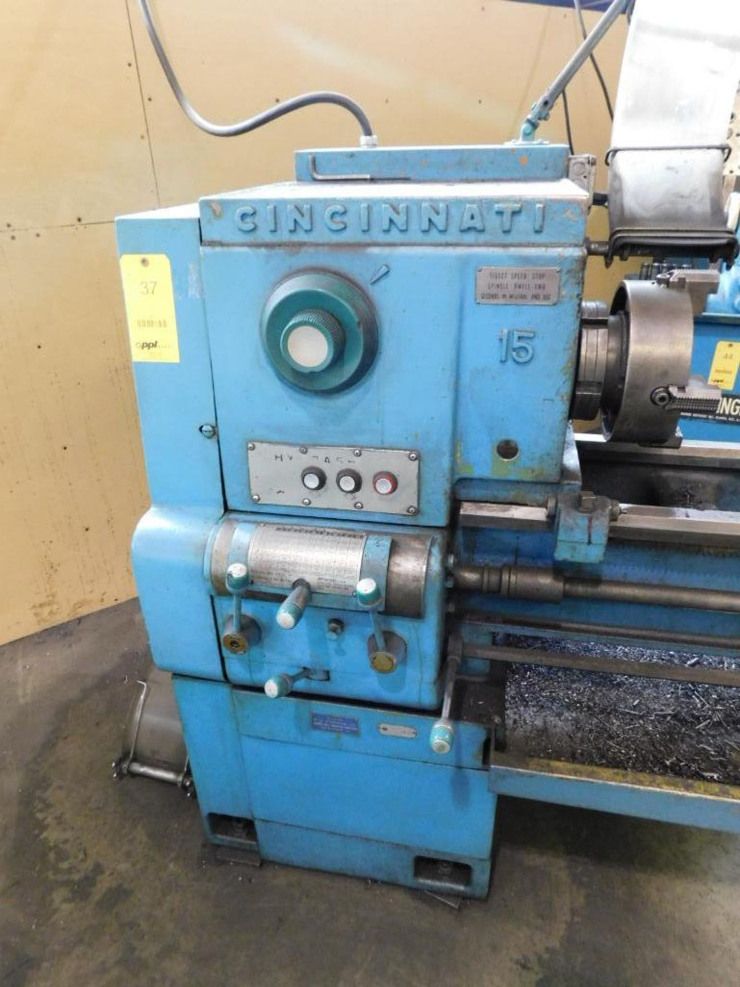 Cincinnati Engine Lathe, 10" 4-Jaw Chuck, Tailstock, 1-3/4" Pipe Diameter