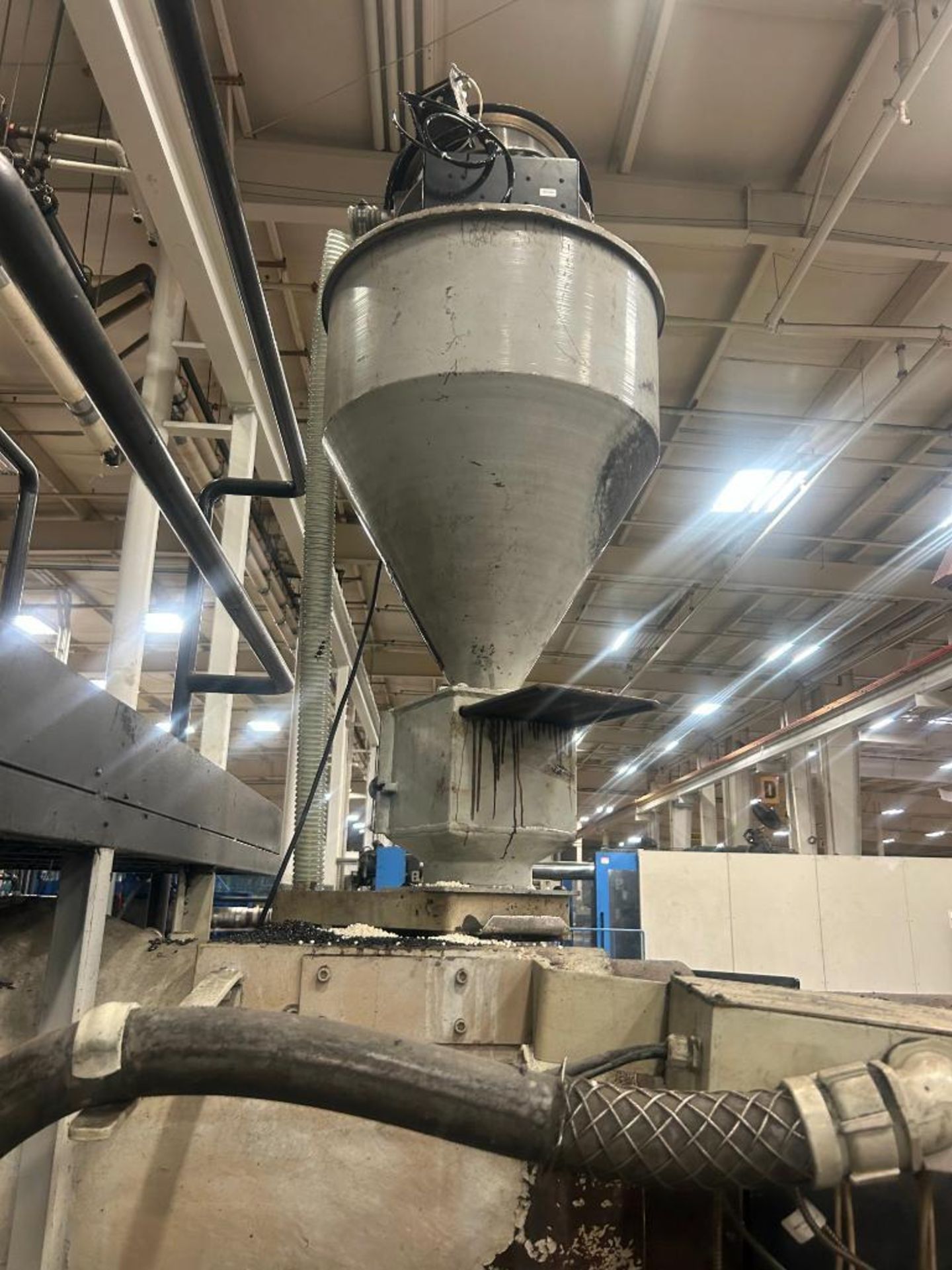 LOT: Conair Color Feeder and Loader
