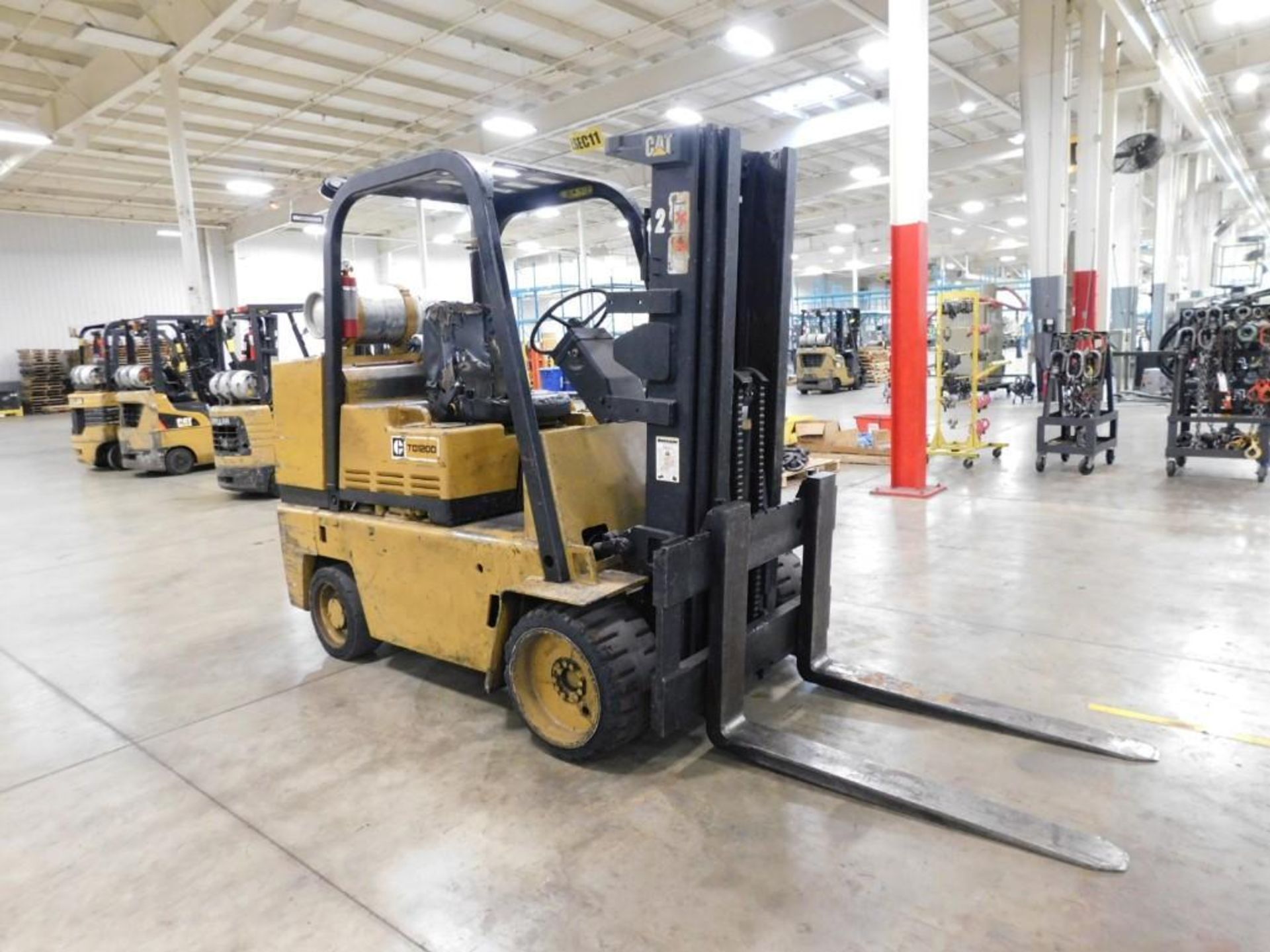 Caterpillar TC120D Fork Lift Truck, 12000 Lb. Max. Load Capacity ...