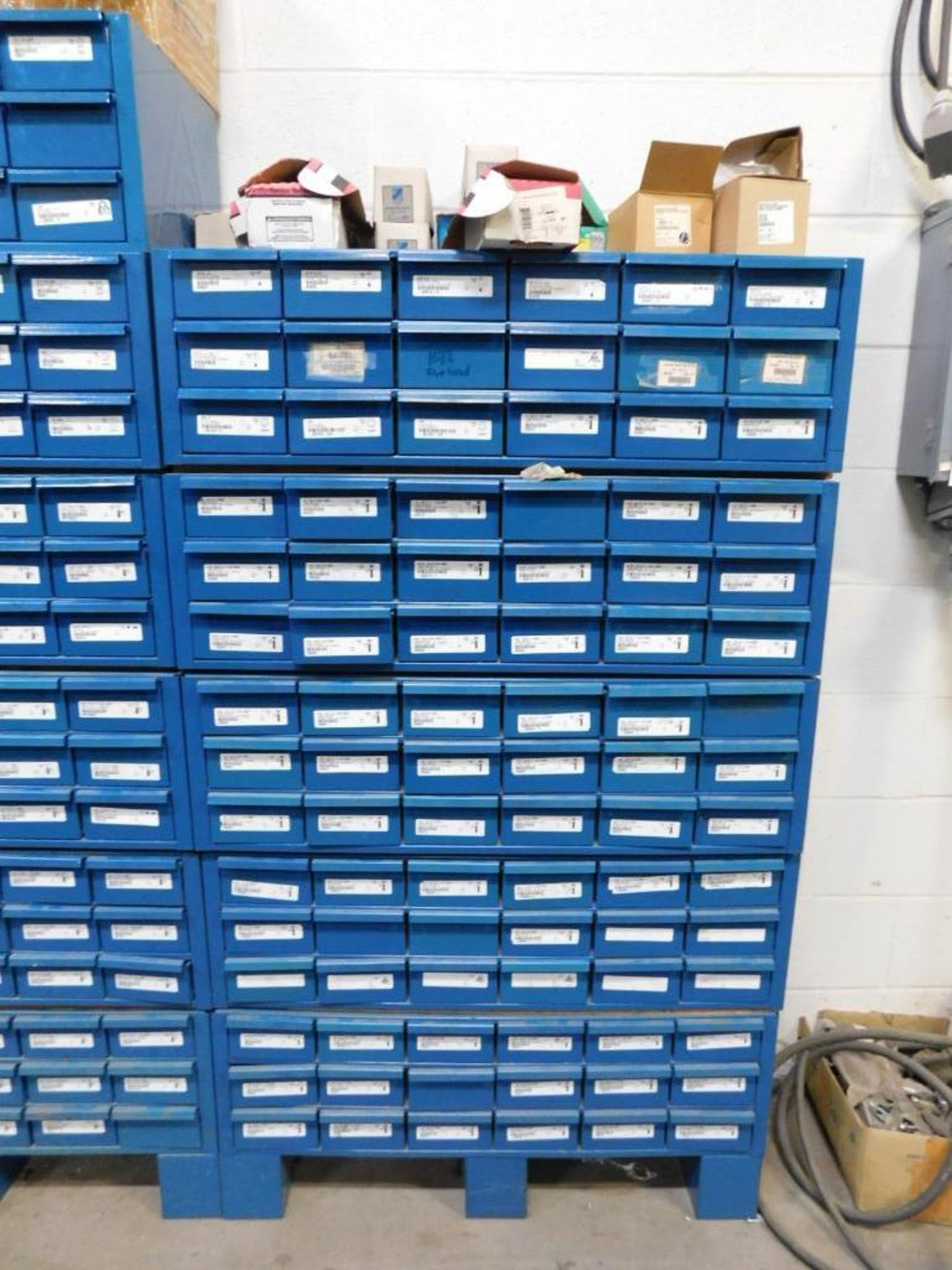 LOT: (3) Drawer Parts Organizers, (2) Drawer Organizers w/Large ...