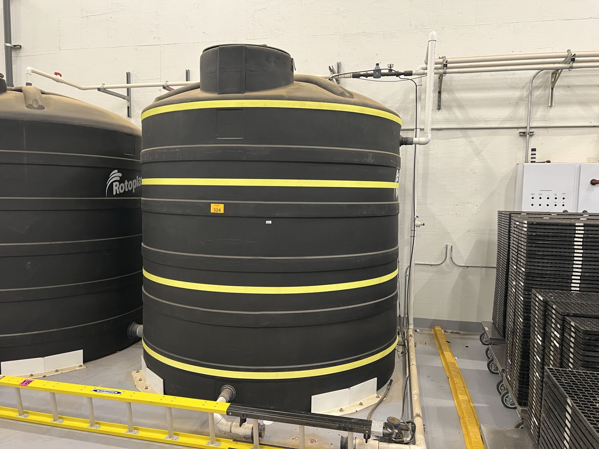Rotoplas, 3000 gal water prep tank [Nutrient Irrigation/Injection Area]