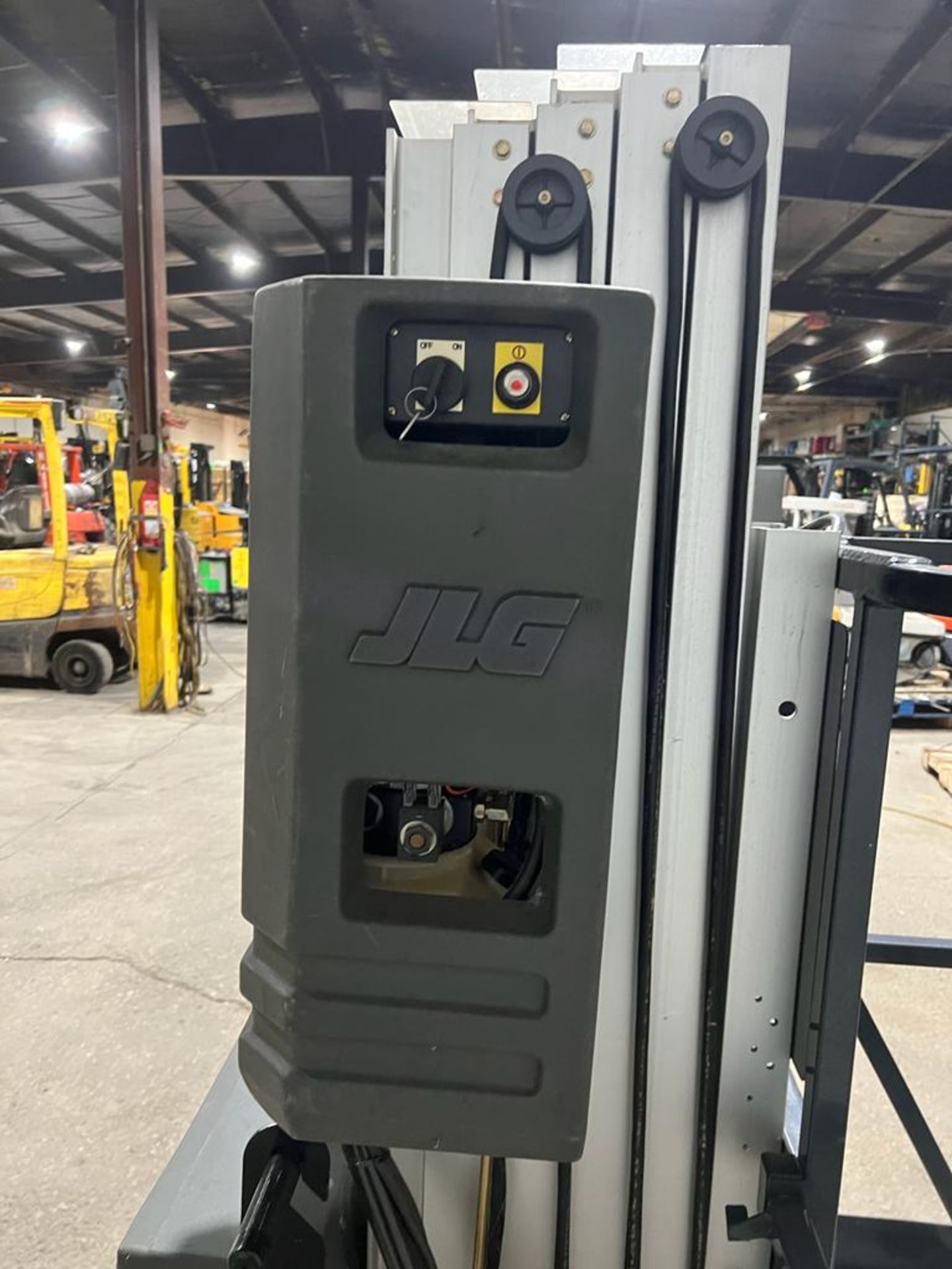 2008 JLG 15SP 400 LB. CAPACITY 24V ELECTRIC ORDER PICKERS WITH 180" MAX ...