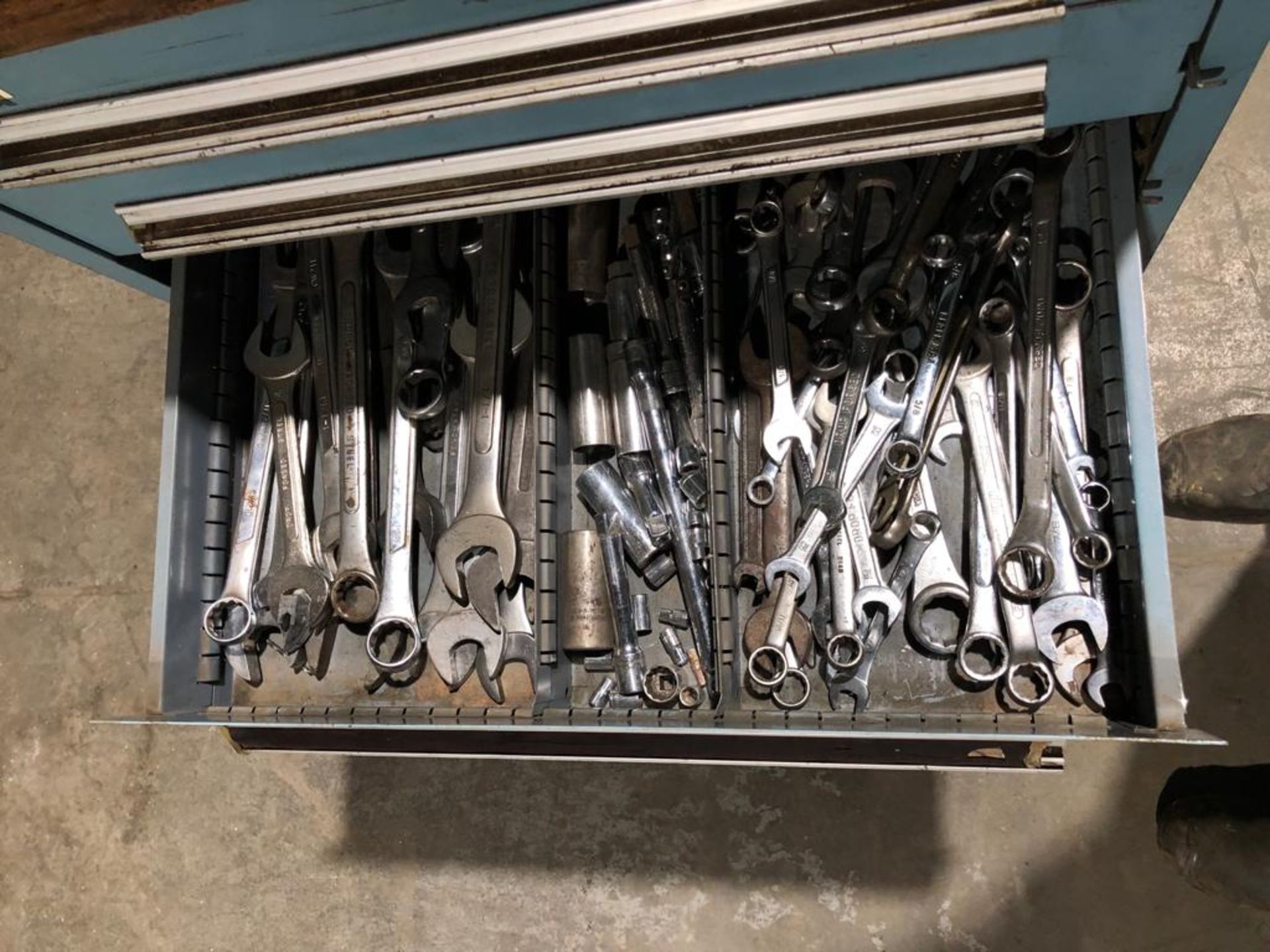 Stanley Vidmar Cabinet complete with Misc Tools with 5 Drawers