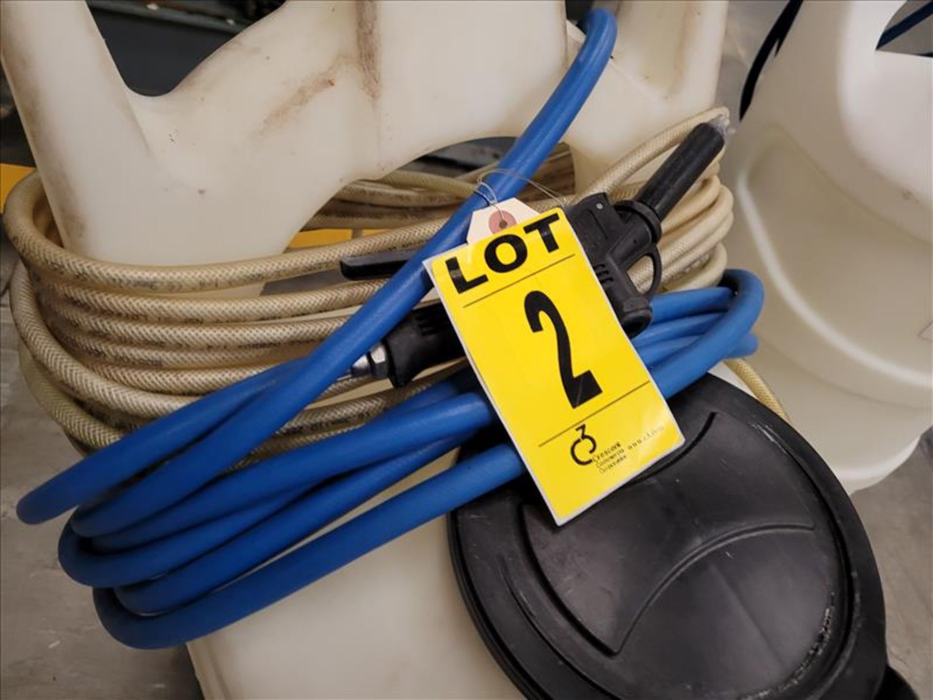 SANI-Marc Portable 20 Gallon Foamer with KALREZ Pump, hose and spray ...
