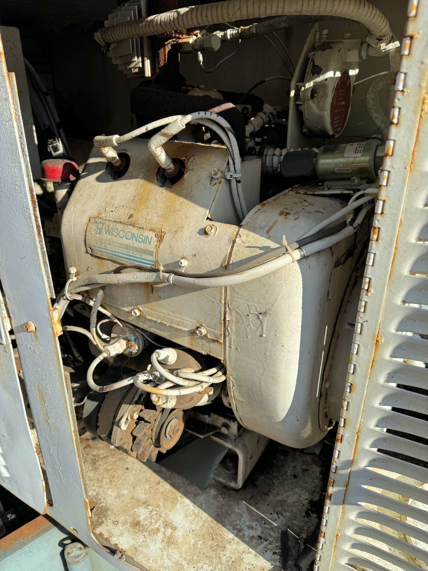 JLG 40HT, 40' Dual Fuel (Gasoline or Propane) Powered Self Propelled ...