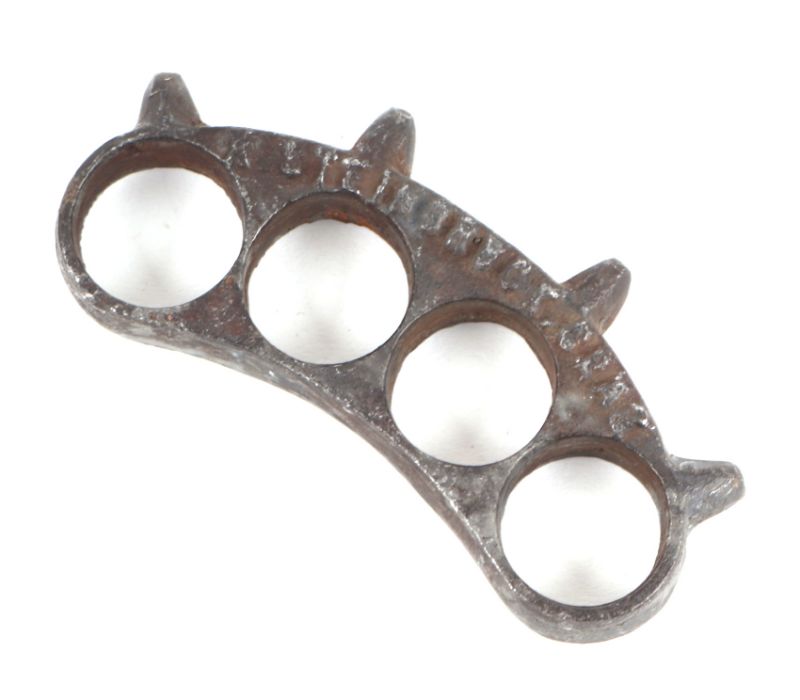 A WWI Imperial German Army Austrian made trench warfare knuckle duster ...