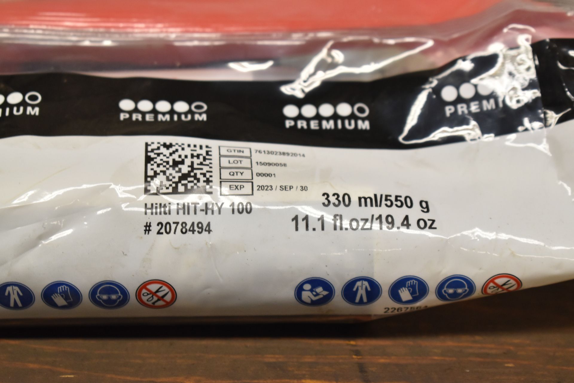 { Group of lots: 293, 294, 296, 297 } LOT/ HILTI HIT-HY 100 INJECTABLE ...