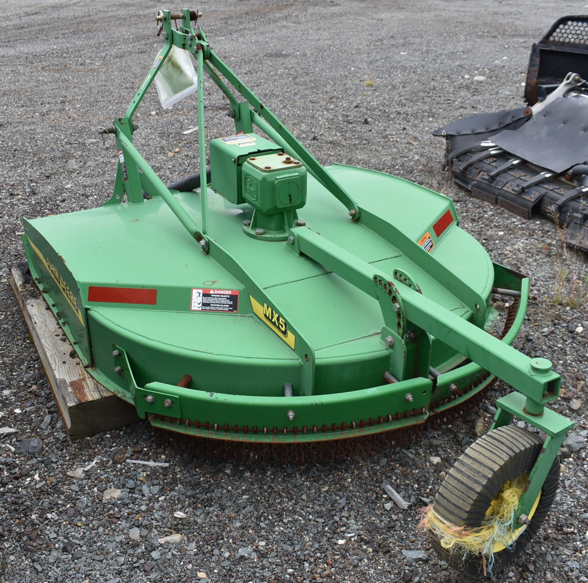 JOHN DEERE MX5 ROTARY CUTTER ATTACHMENT S/N 9-238-802-10 (CMD-093-21)