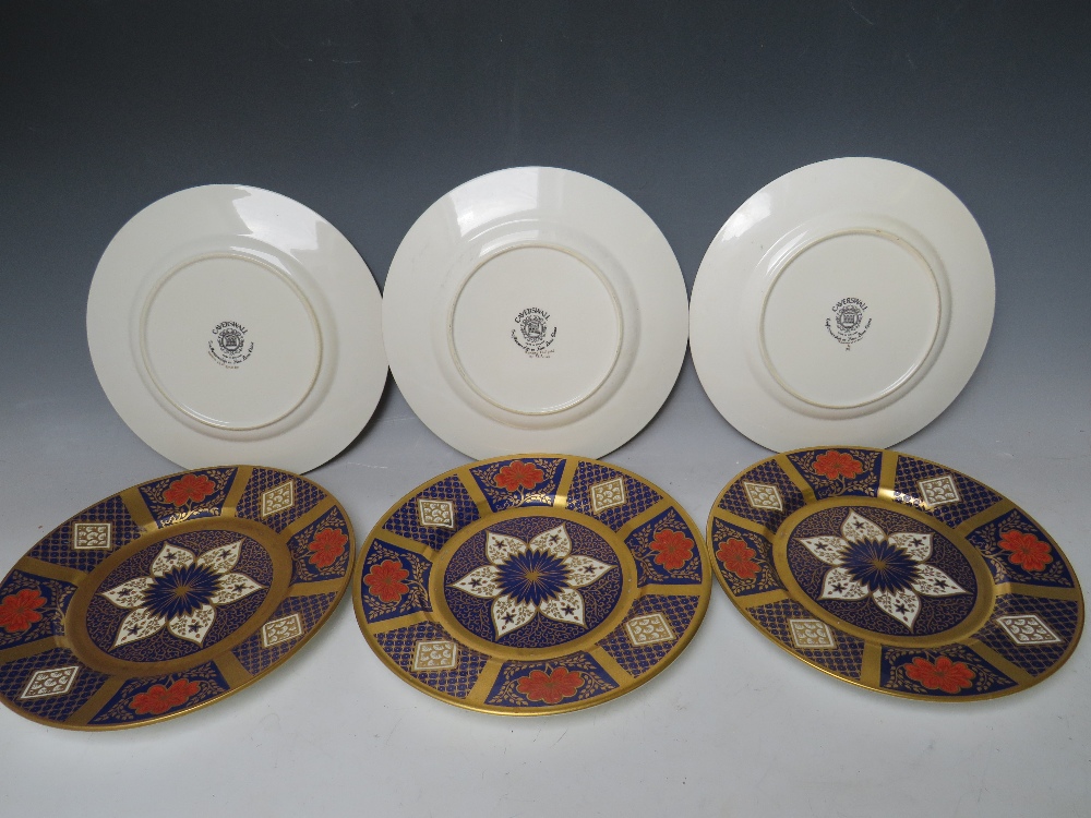 SIX CAVERSWALL BONE CHINA ROMANY PATTERN IMARI PATTERN DINNER PLATES ...