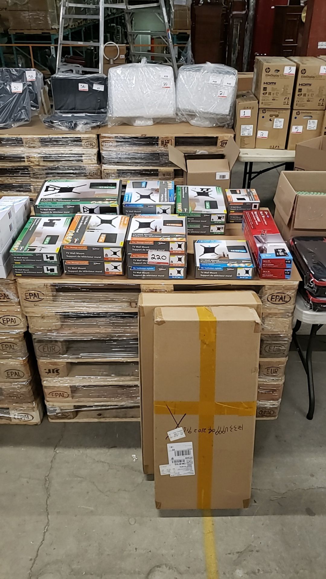 LOT - ASSORTED TV WALLMOUNTS (20 UNITS) & (2) TV STANDS