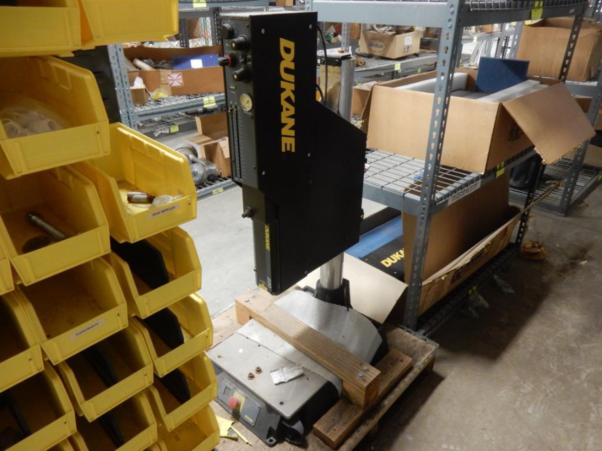 DUKANE 220 ULTRASONIC WELDER, UNUSED ON PALLET W/EXTRA DUKANE HEAD, (2 ...