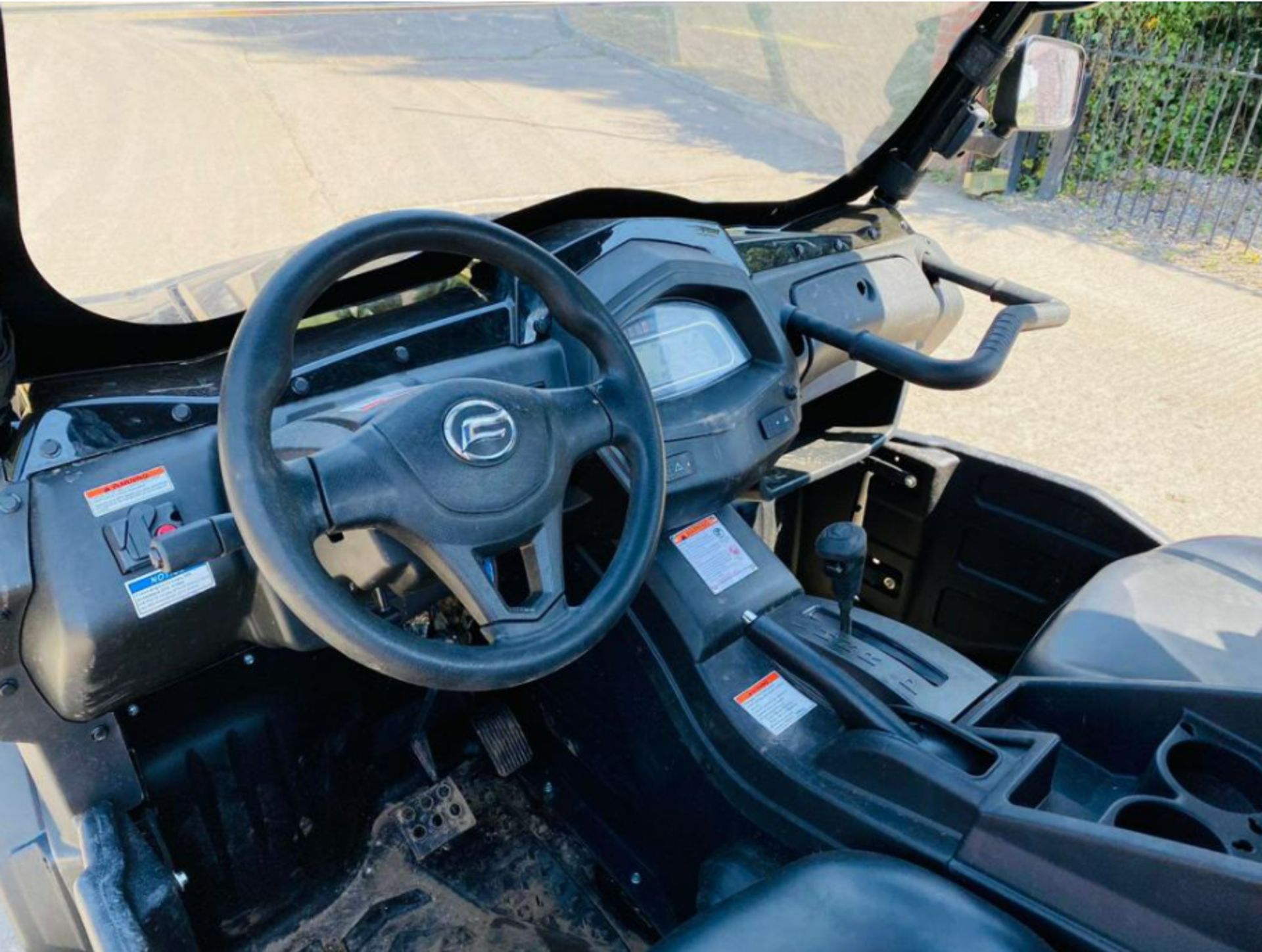 CF MOTO UFORCE 550 UTV BUGGIE * YEAR 2016 , ONLY 351 MILES * C/W REMOTE ...