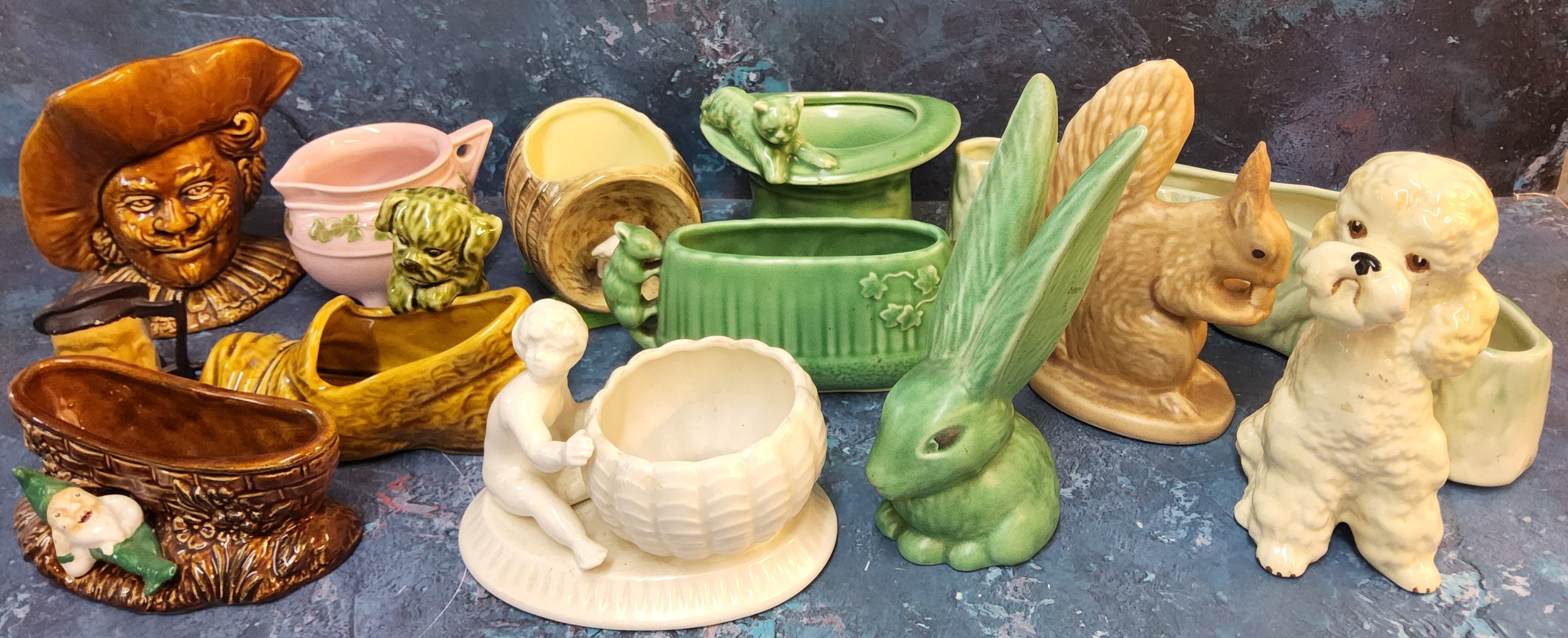 Sylvac Pottery - a novelty model, of a hare, in matt green, 1298; other ...