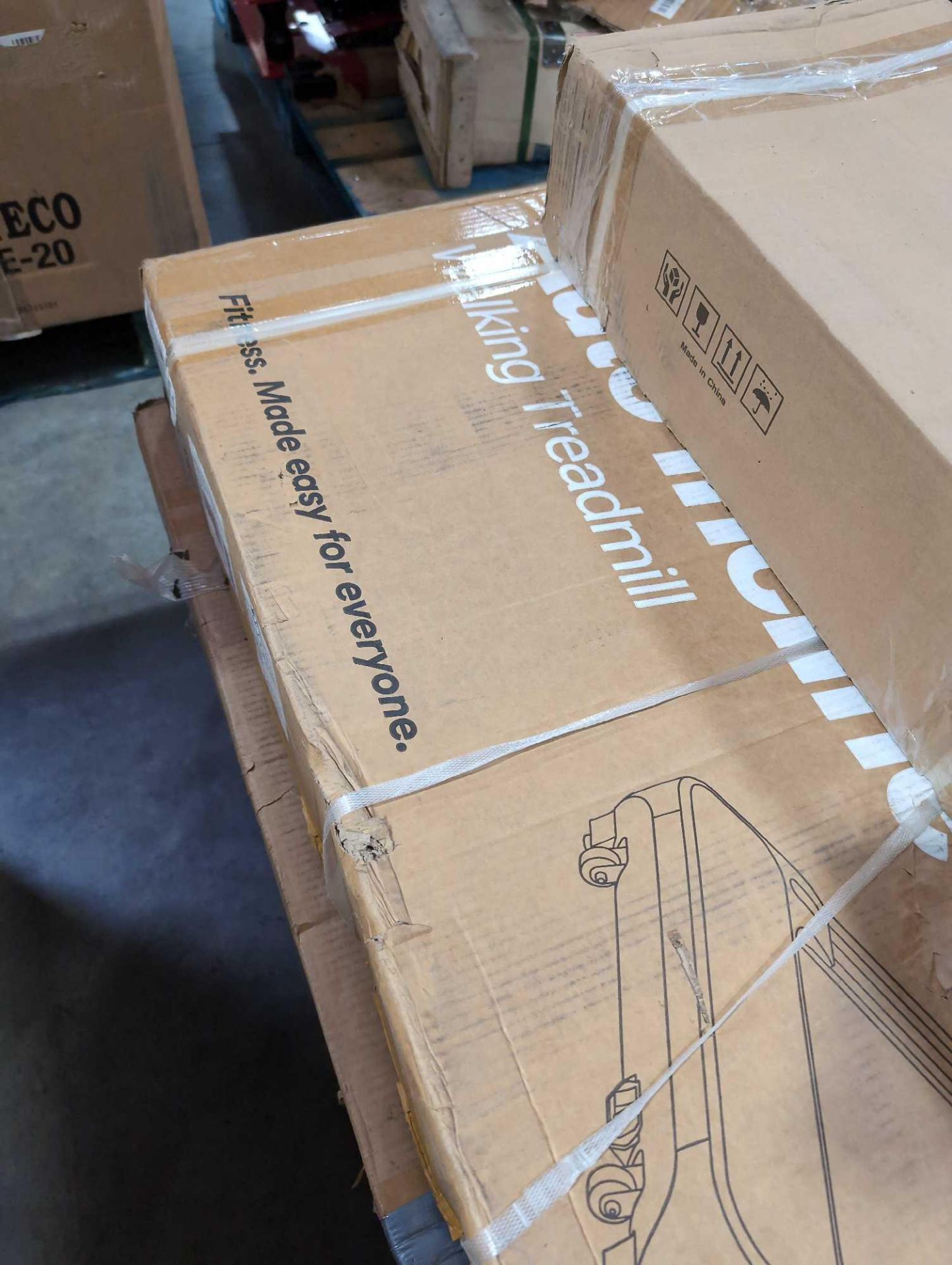 Pallet- walking treadmill, treadmills and more ( some customer returns)