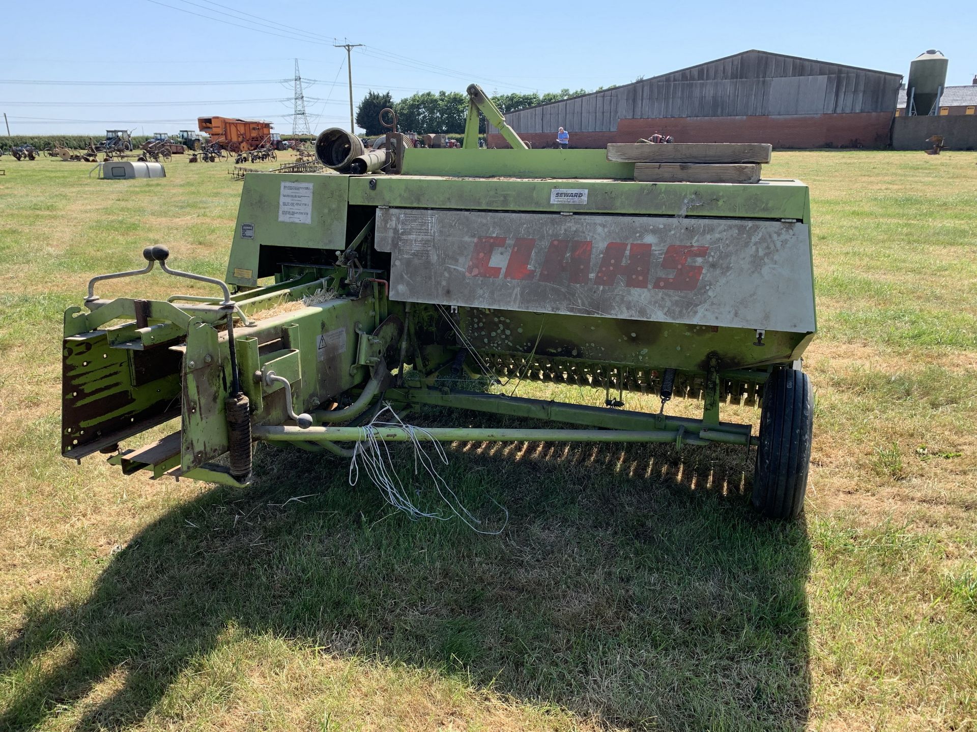 Claas Markant 65 conventional baler