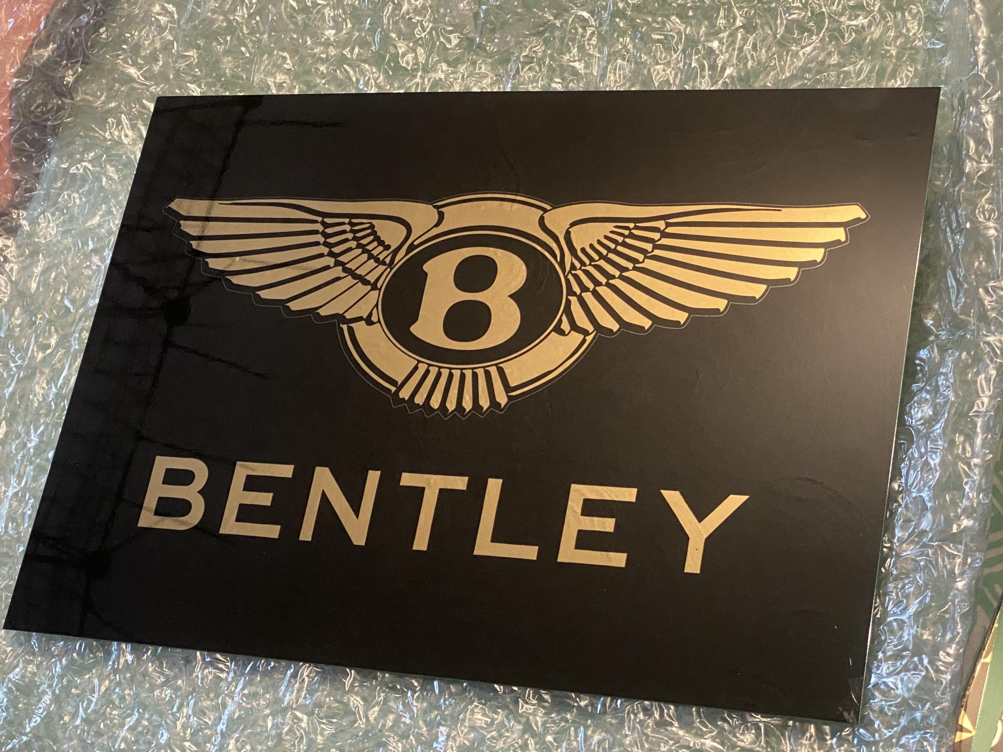 40cm x 30cm METAL BENTLEY DISPLAY SIGN