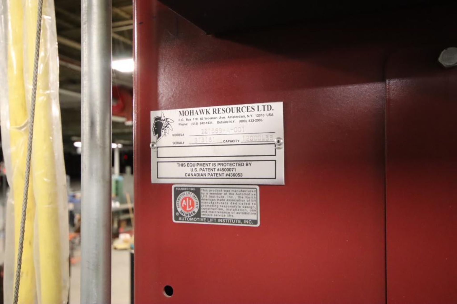 Mohawk 4 Post Vehicle Lift Model ZZ1569-A-001, S/N#B7B161