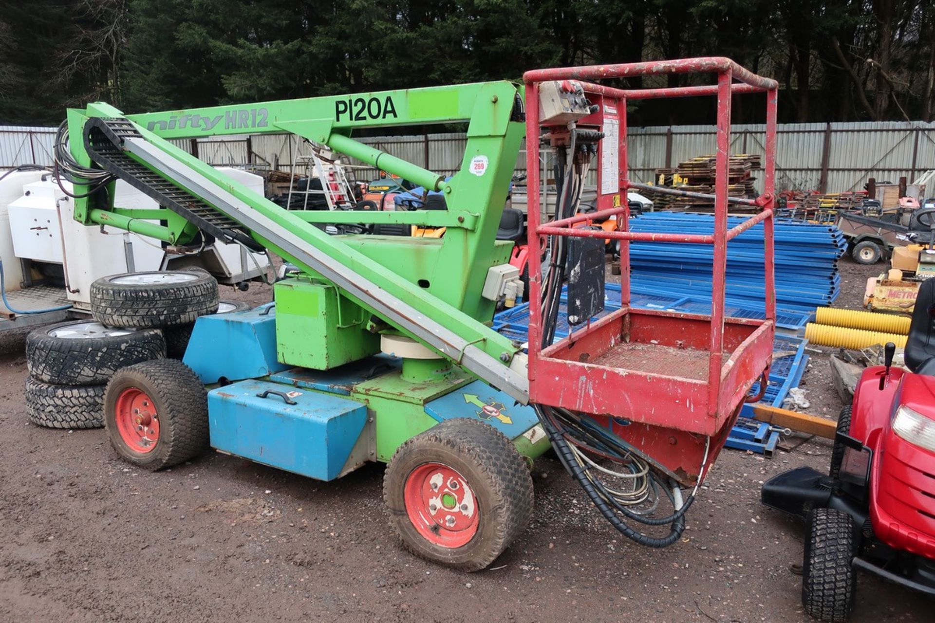 NIFTY HR12 CHERRY PICKER Item Location: Husseys, Exeter, Devon, EX4 2HH ...