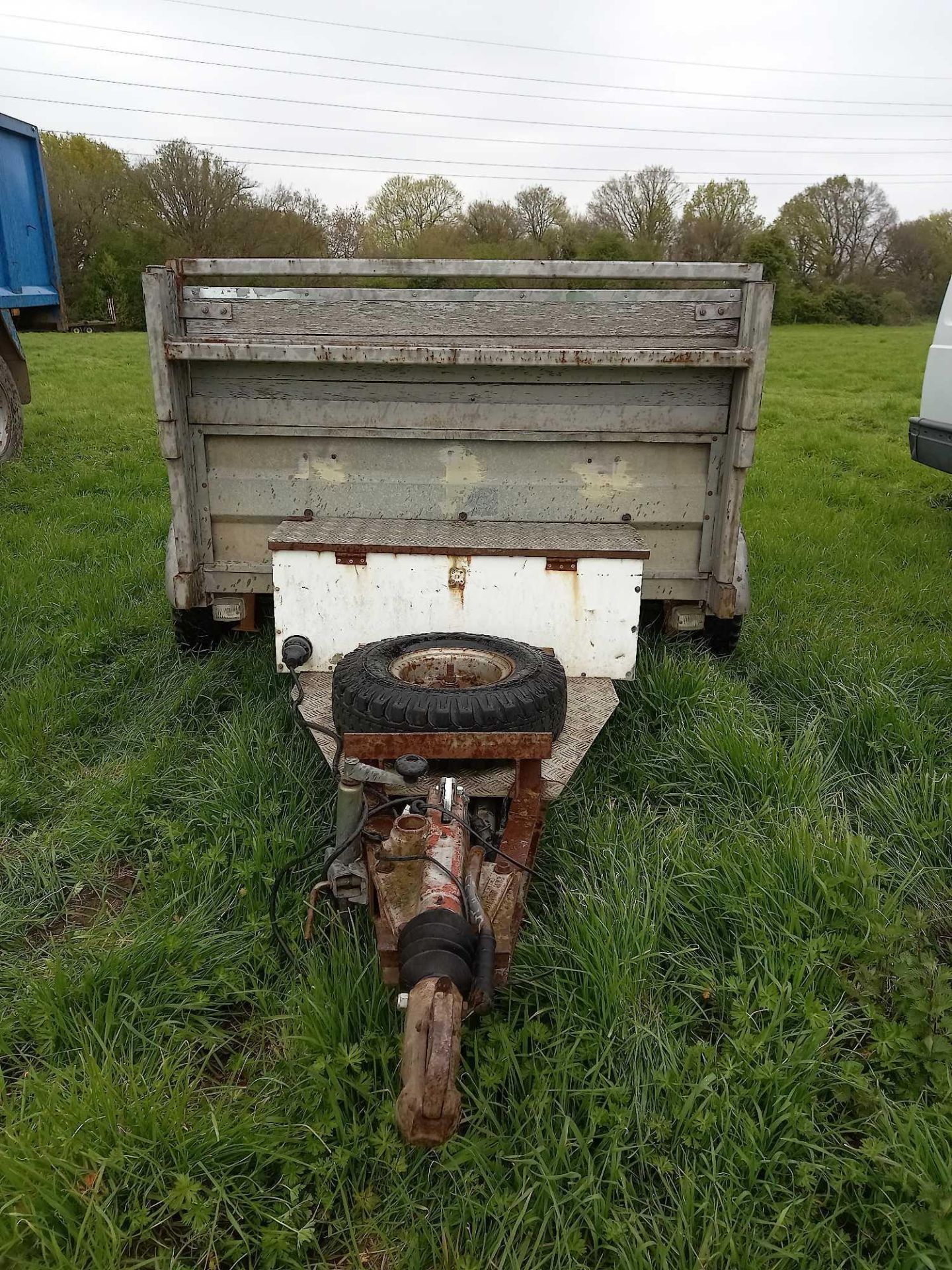 Twin axle car trailer, battery operate hydraulic tipper, 8ft 6 inch ...