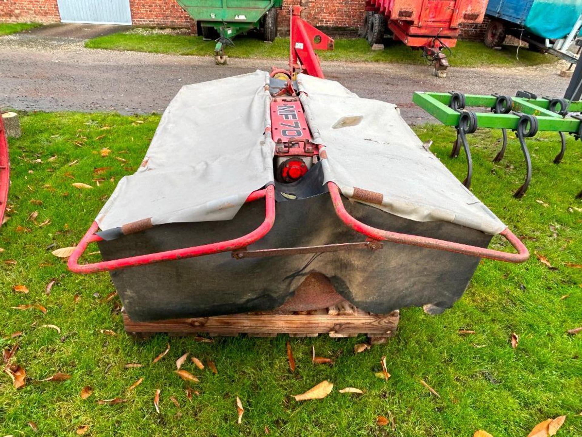 Massey Ferguson 70 twin drum mower, spares or repairs. Manual in the office