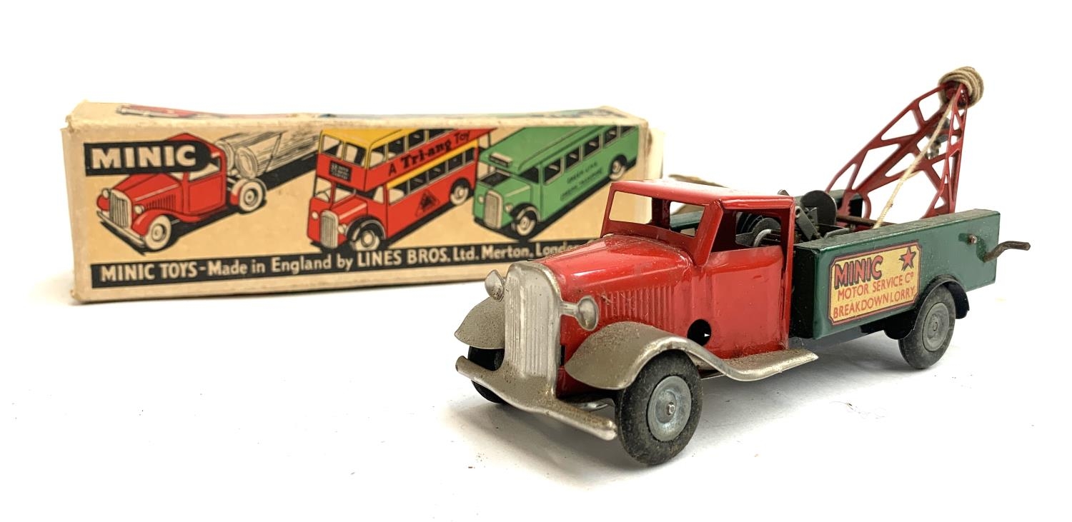 A Triang Minic Clockwork Toys breakdown lorry, boxed (box af)