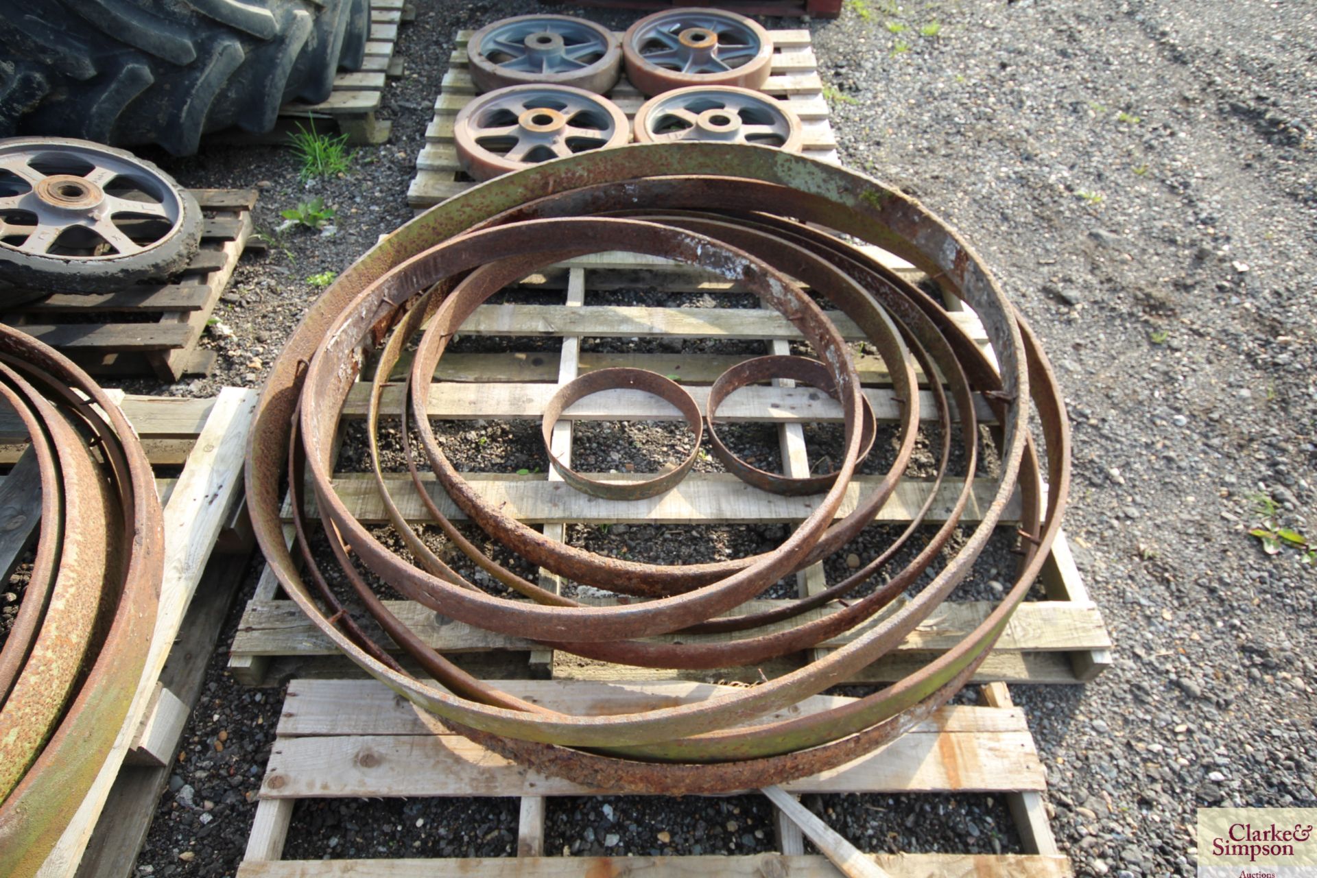 Quantity of cart wheel bands.