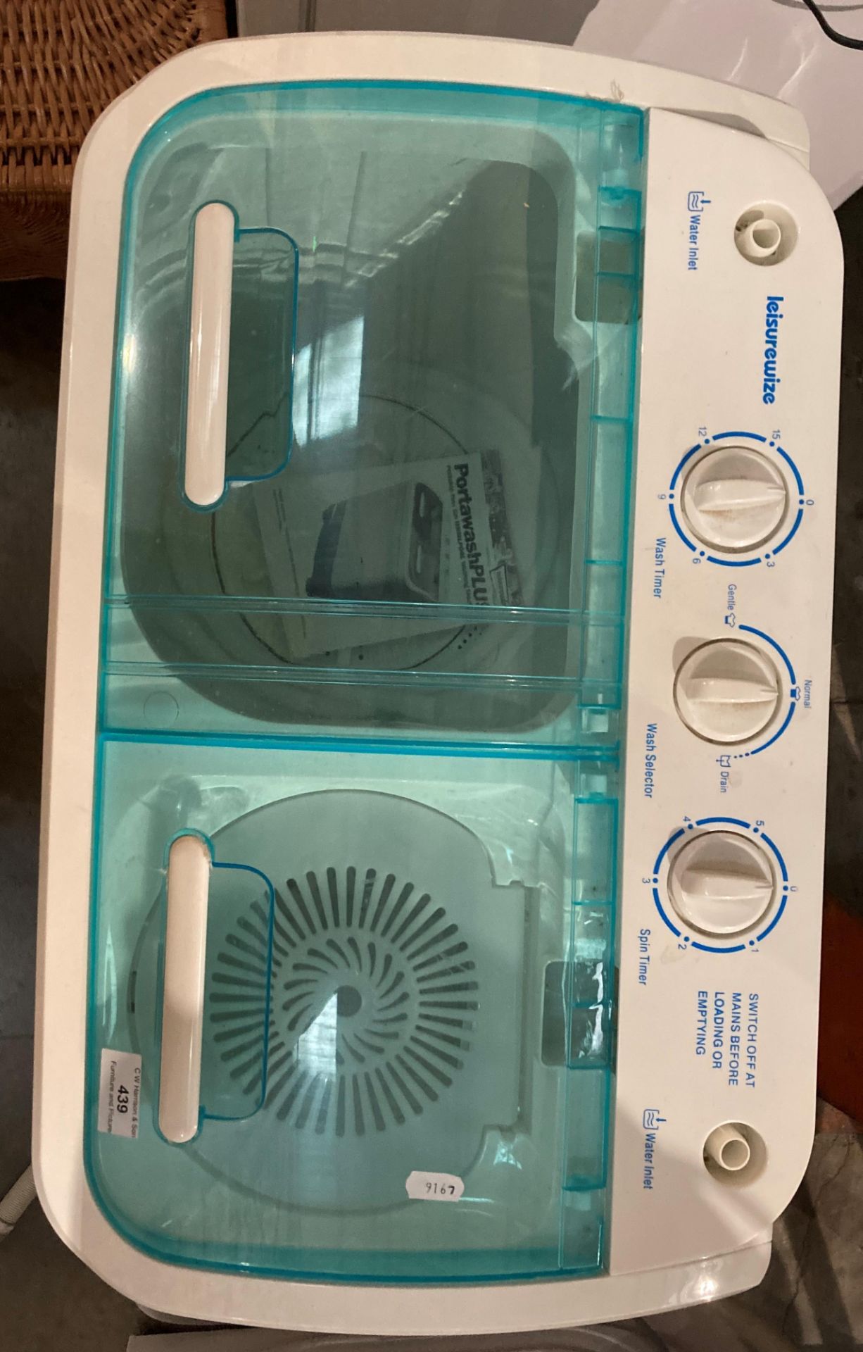 A Leisure Wize twin tub washing machine Portawash Plus model: LWACC421 ...