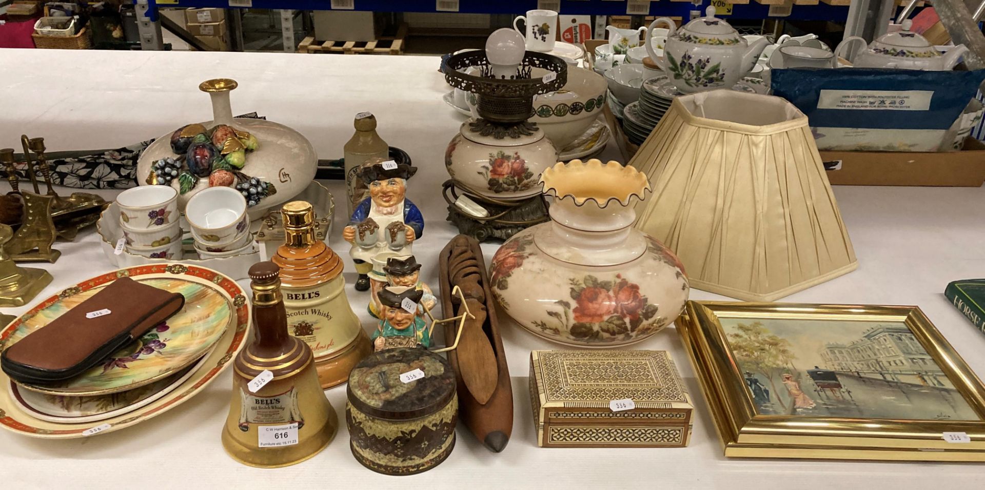 Contents to part of rack - glass and brass table lamp (240v - loose ...