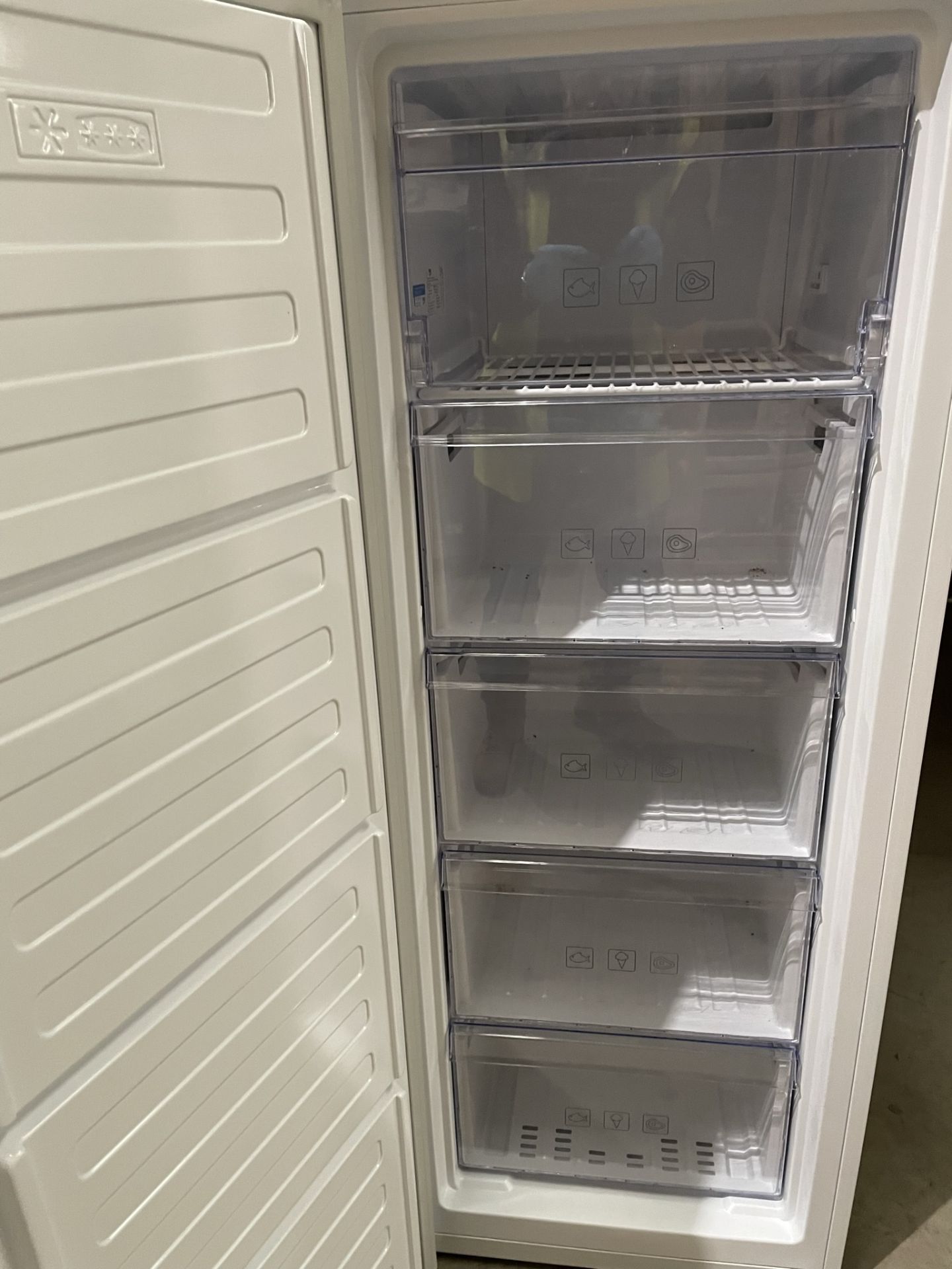 Beko five compartment upright freezer 145 x 55cm (saleroom location ...