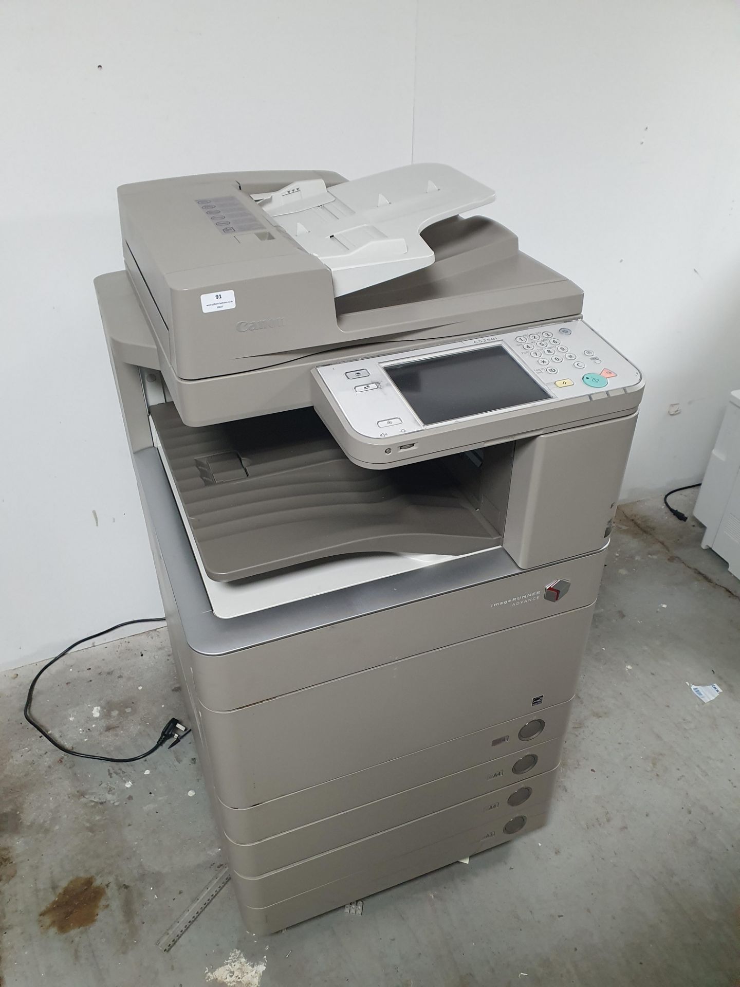 * Canon C5250i image runner advance office printer